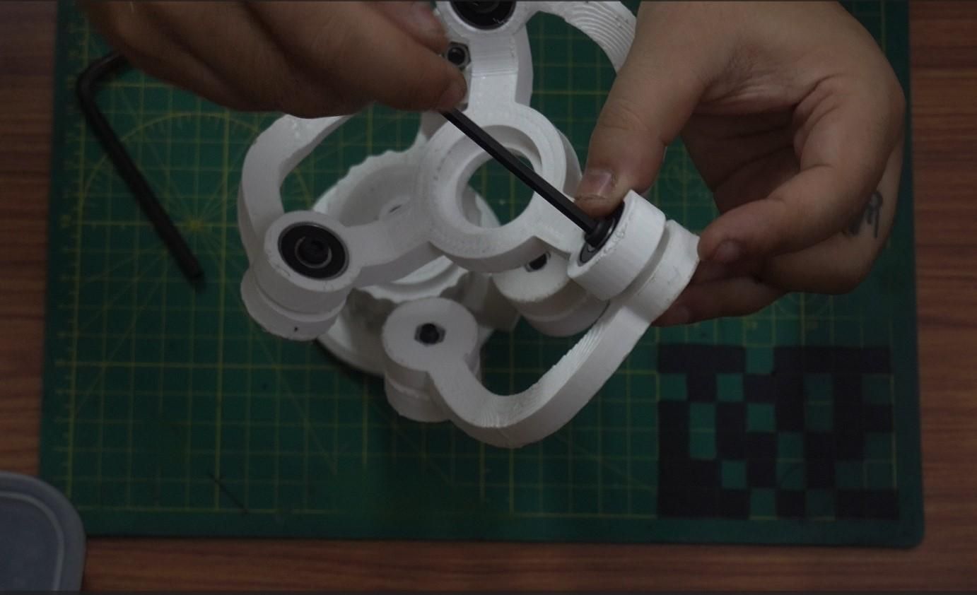 Spherical Parallel Manipulator : 7 Steps (with Pictures) - Instructables