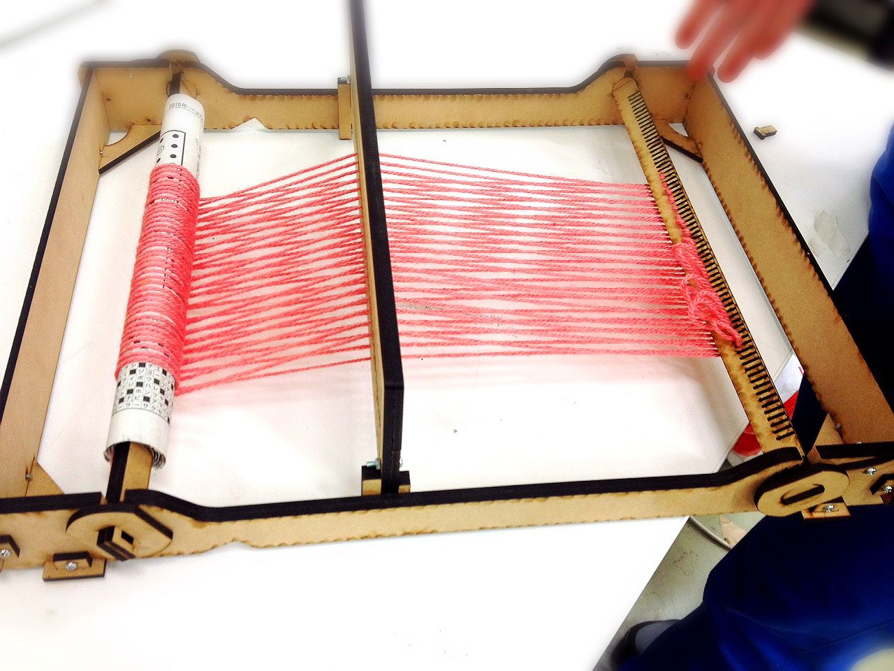 Tabletop Weaving : 7 Steps (with Pictures) - Instructables