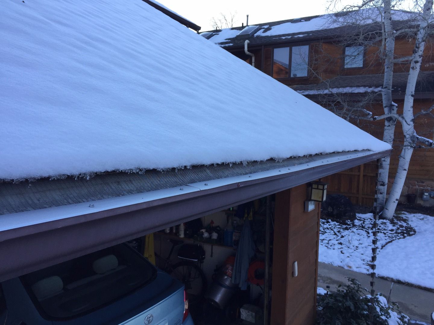 Installing Ice Melt Covers With EasyOn Gutter Guards : 5 Steps ...