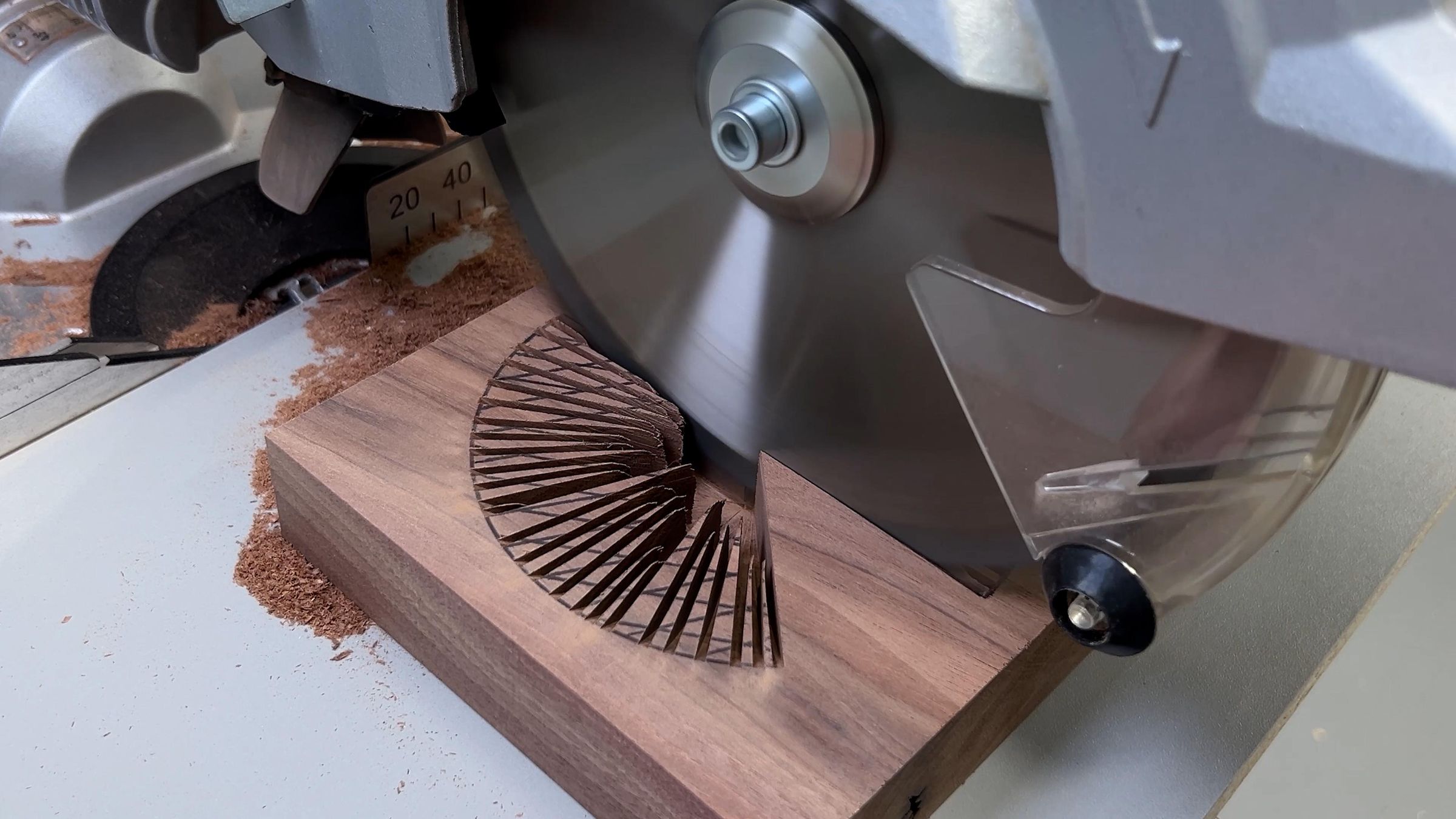 A Bowl Using Just a Mitre Saw! : 13 Steps (with Pictures) - Instructables