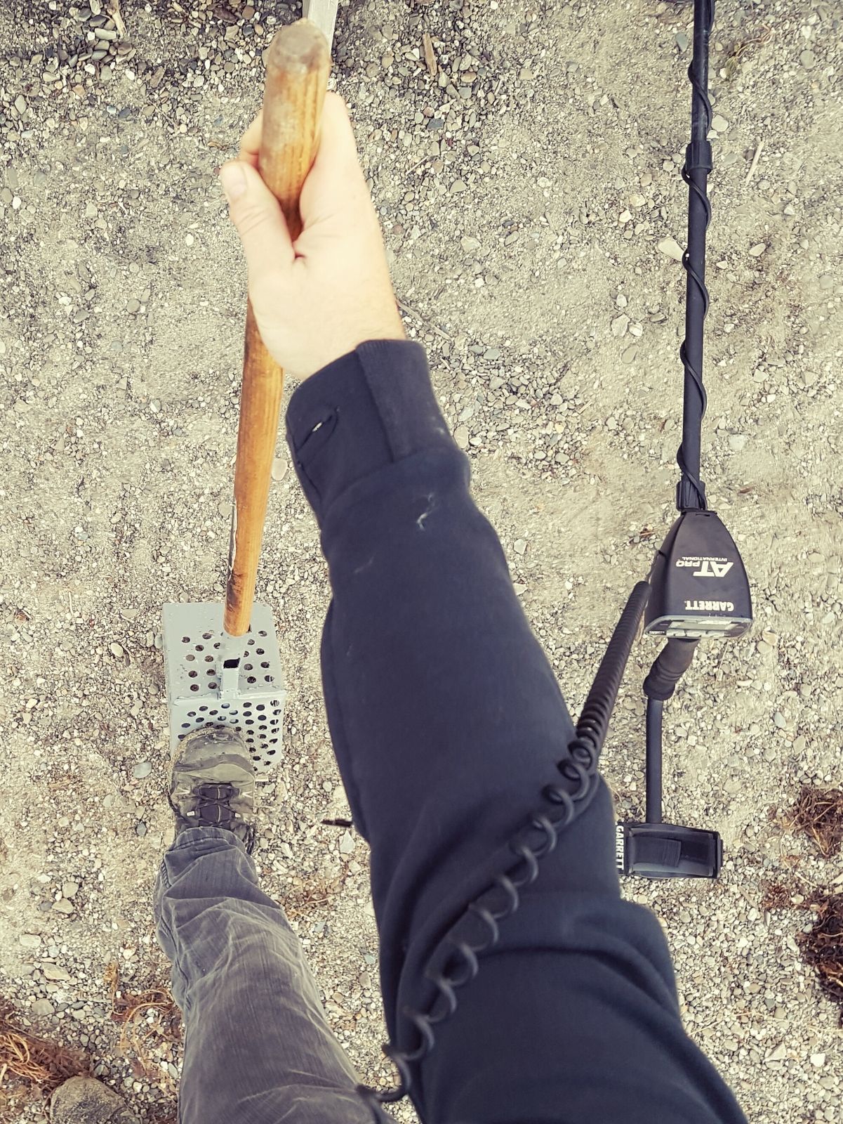 Sandscoop for Metal Detecting : 6 Steps (with Pictures) - Instructables