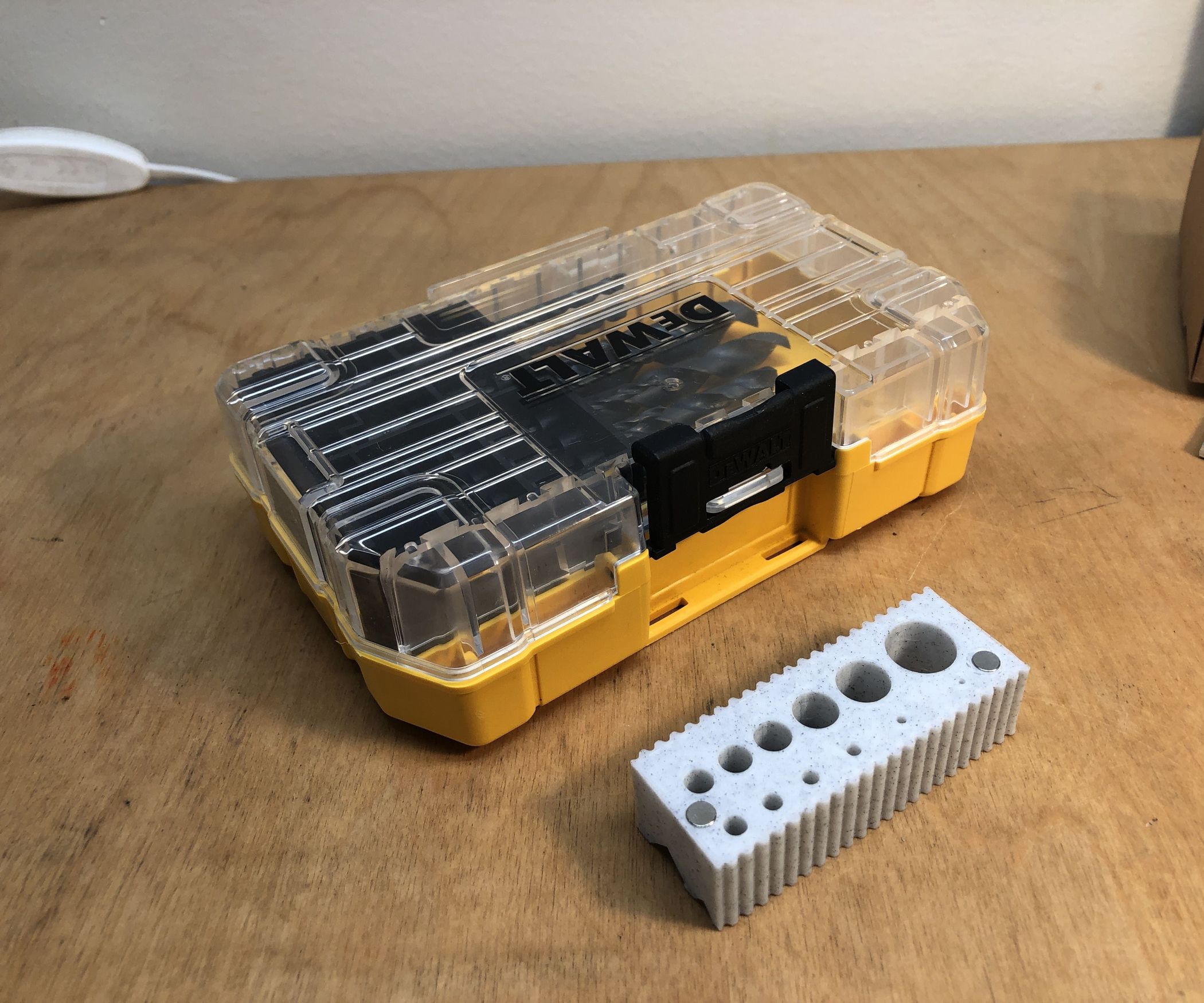 V Drill Guide : 4 Steps - Instructables