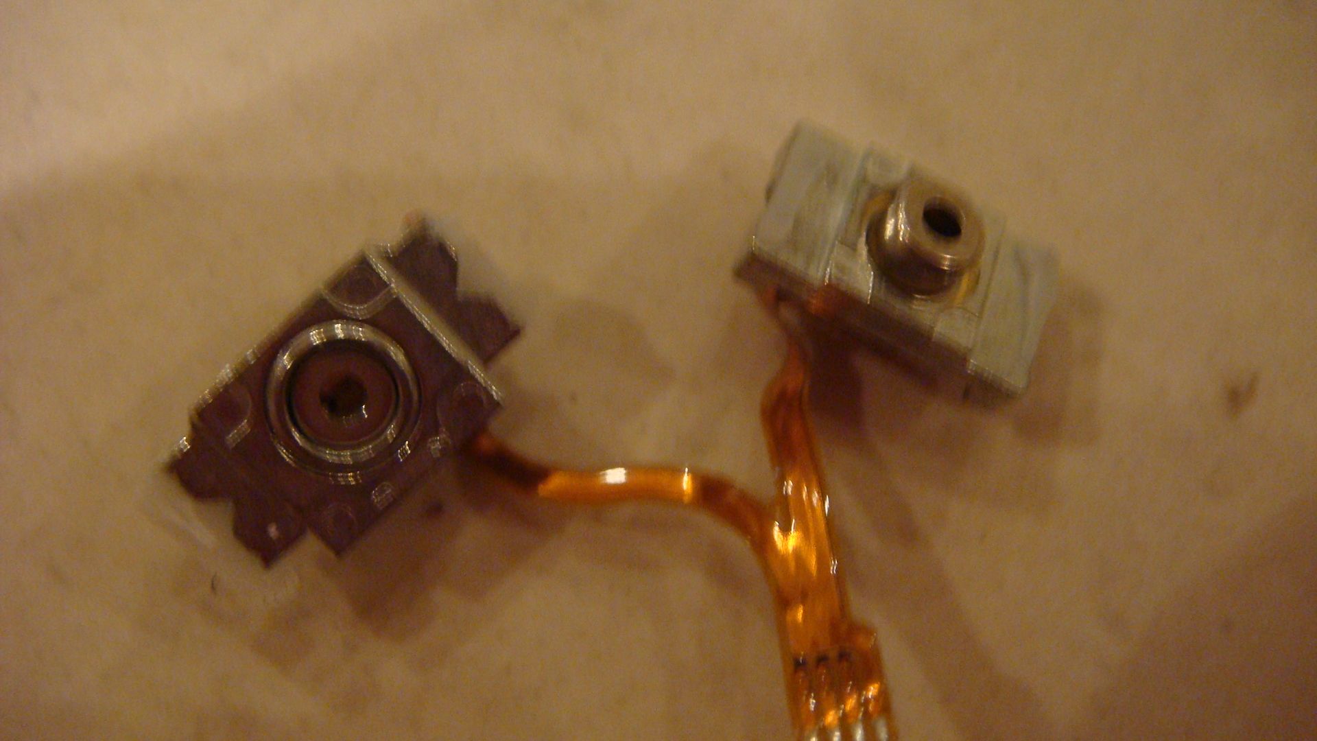 Extracting Blue Laser Diode From Xbox 360 HD-DVD Player - Instructables