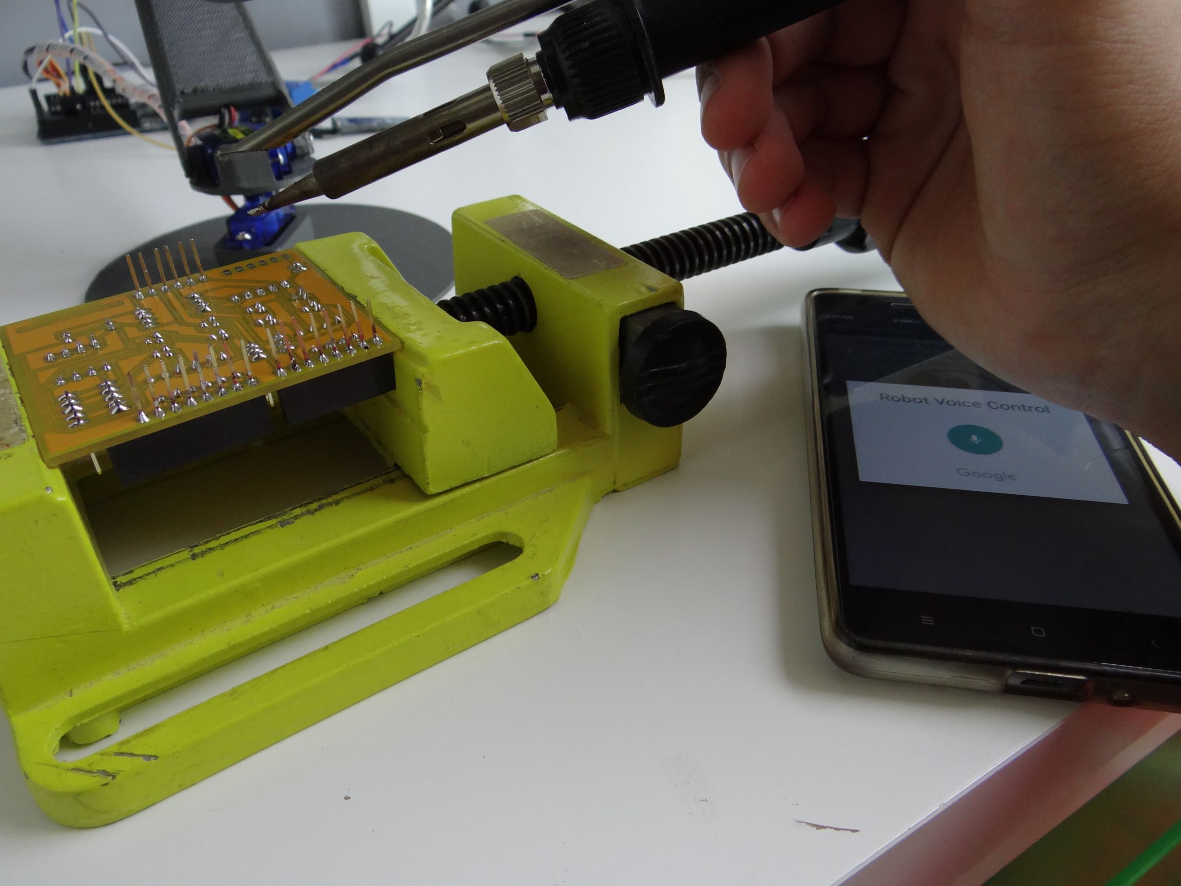 Bluetooth Voice Controlled Moving Lamp : 16 Steps (with Pictures ...