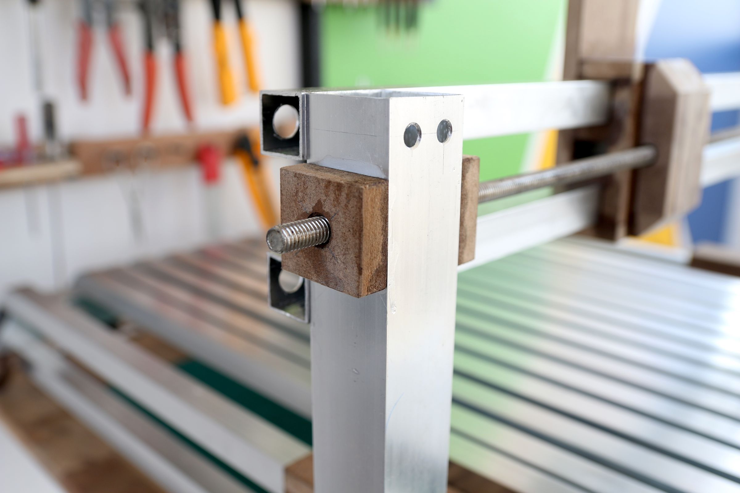 Manual Milling Machine/Surface Planner : 10 Steps (with Pictures ...