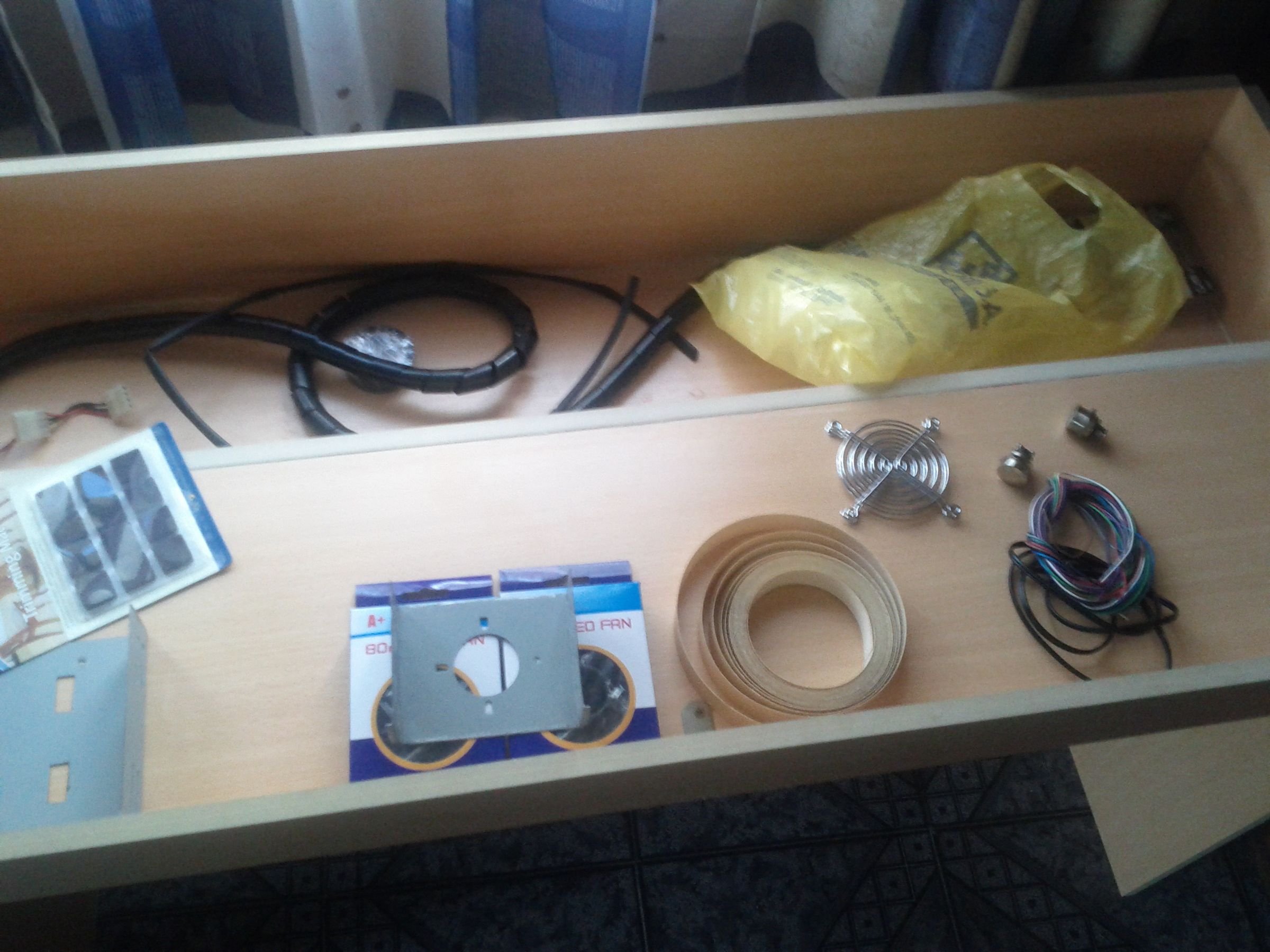 Computer Desk Modding - Instructables