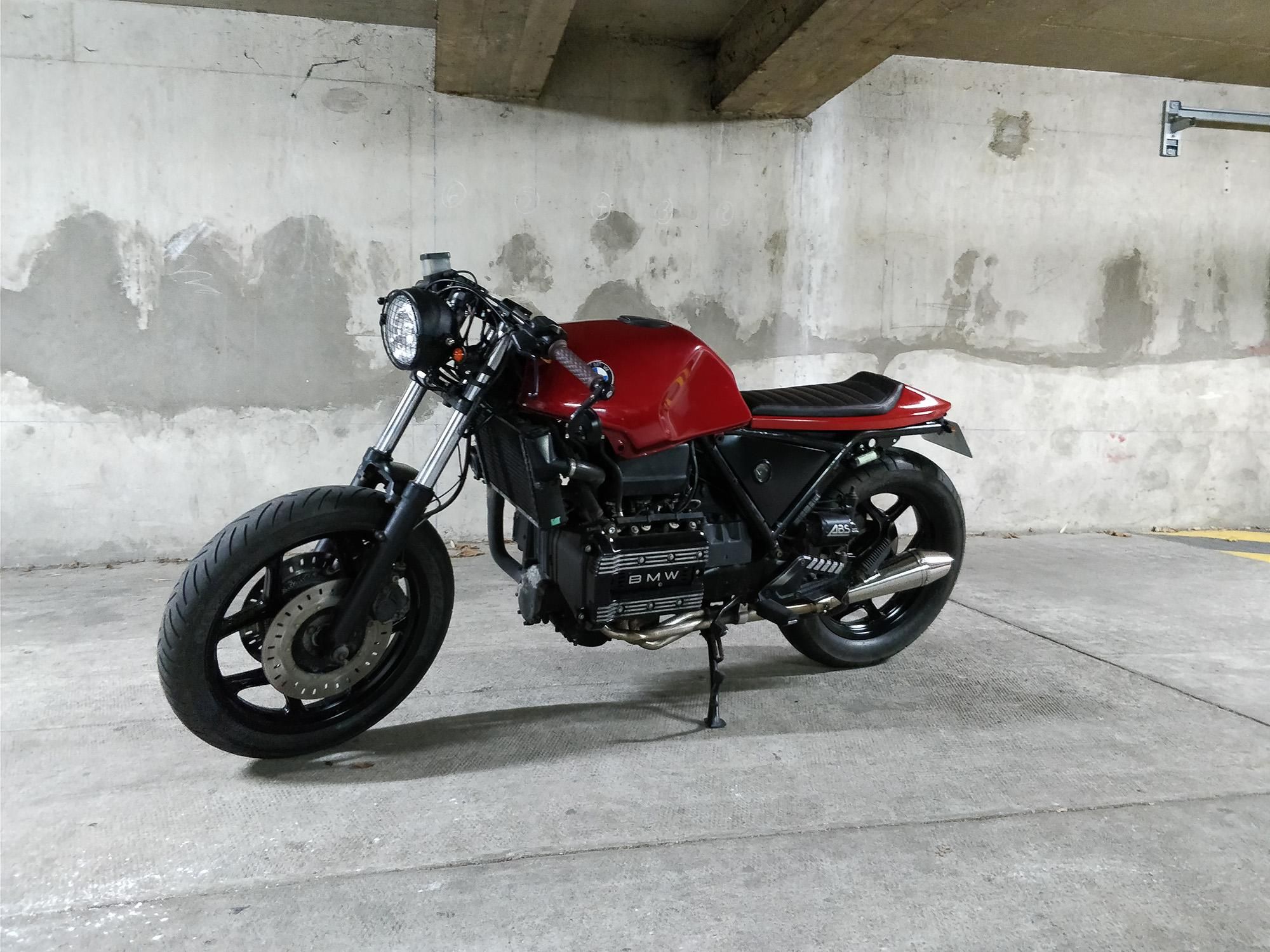Give a New Life to an Old Motorcycle! How to Build a Cafe Racer : 8 ...