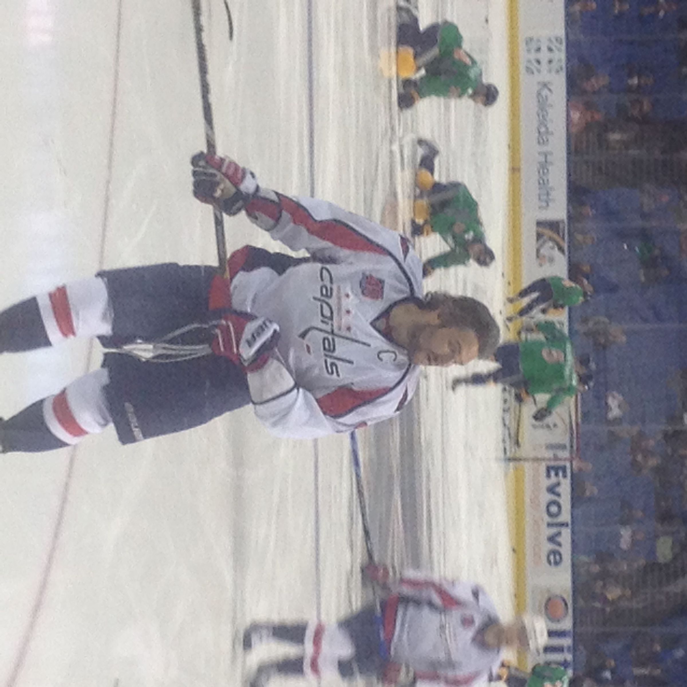 Taking a Slapshot : 4 Steps - Instructables