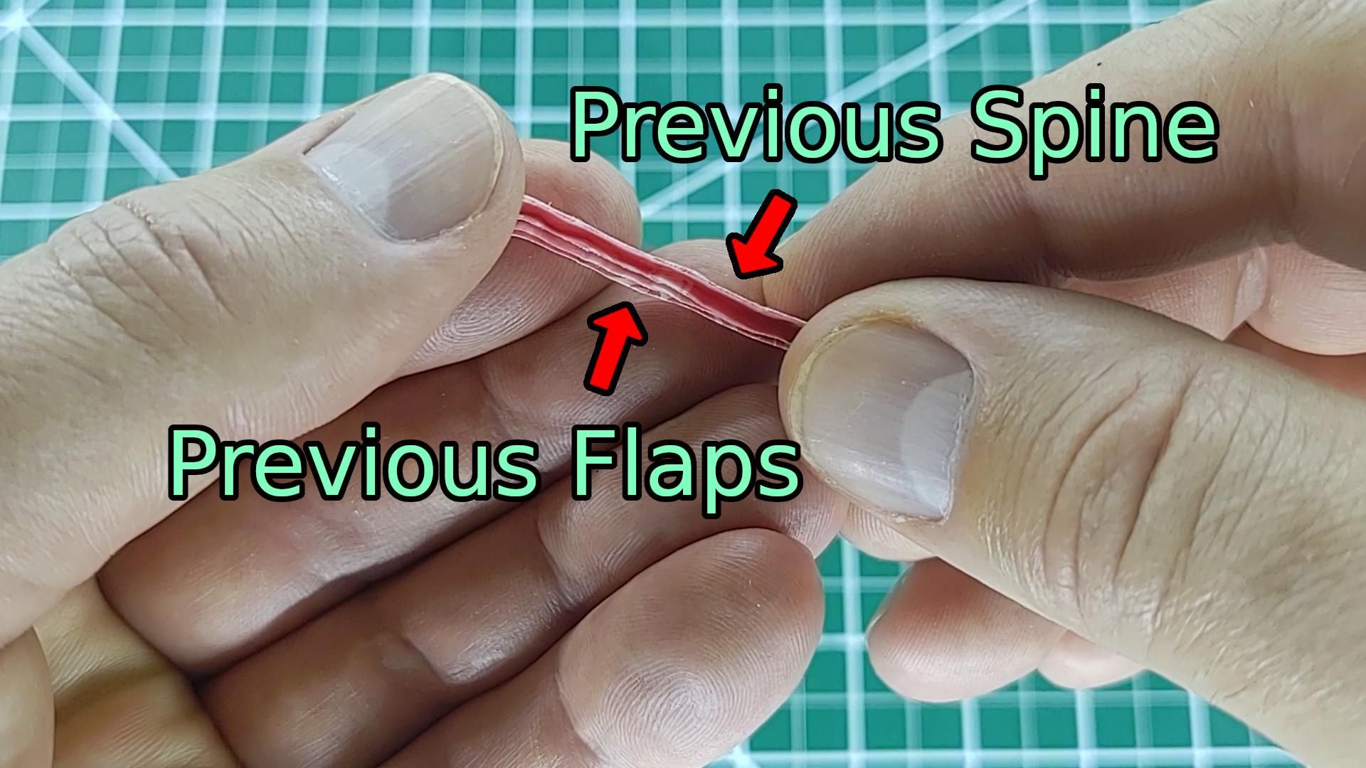 How to Make a Candy Wrapper Chain : 7 Steps (with Pictures) - Instructables