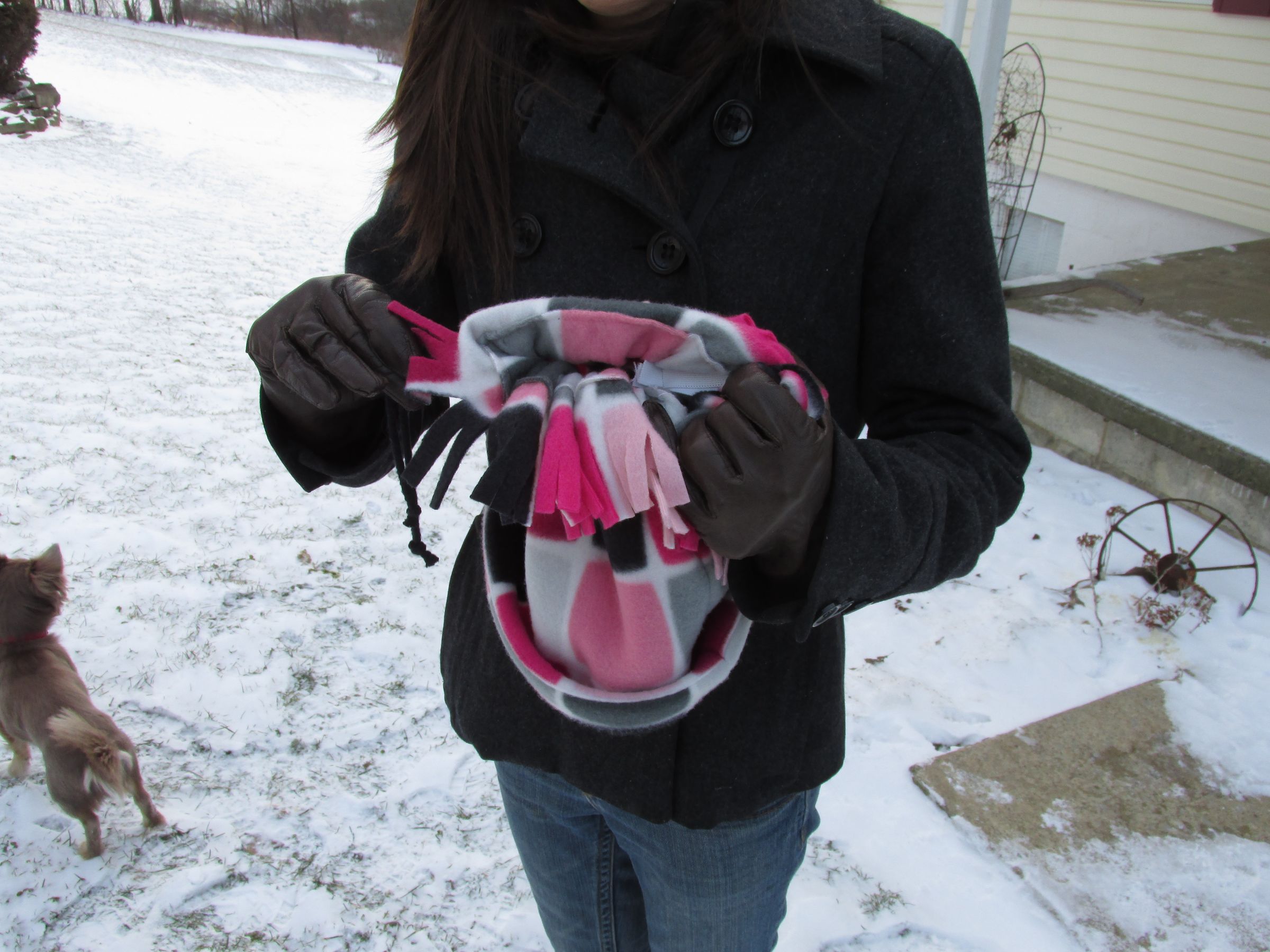 BEANIE BAG! the Hat That Transforms Into a Bag!! : 12 Steps (with ...