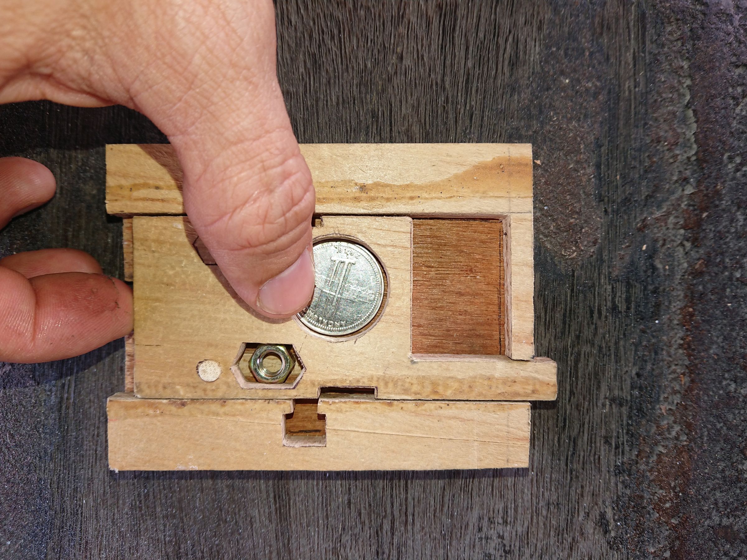 NUT-T Coin Trap : 7 Steps (with Pictures) - Instructables
