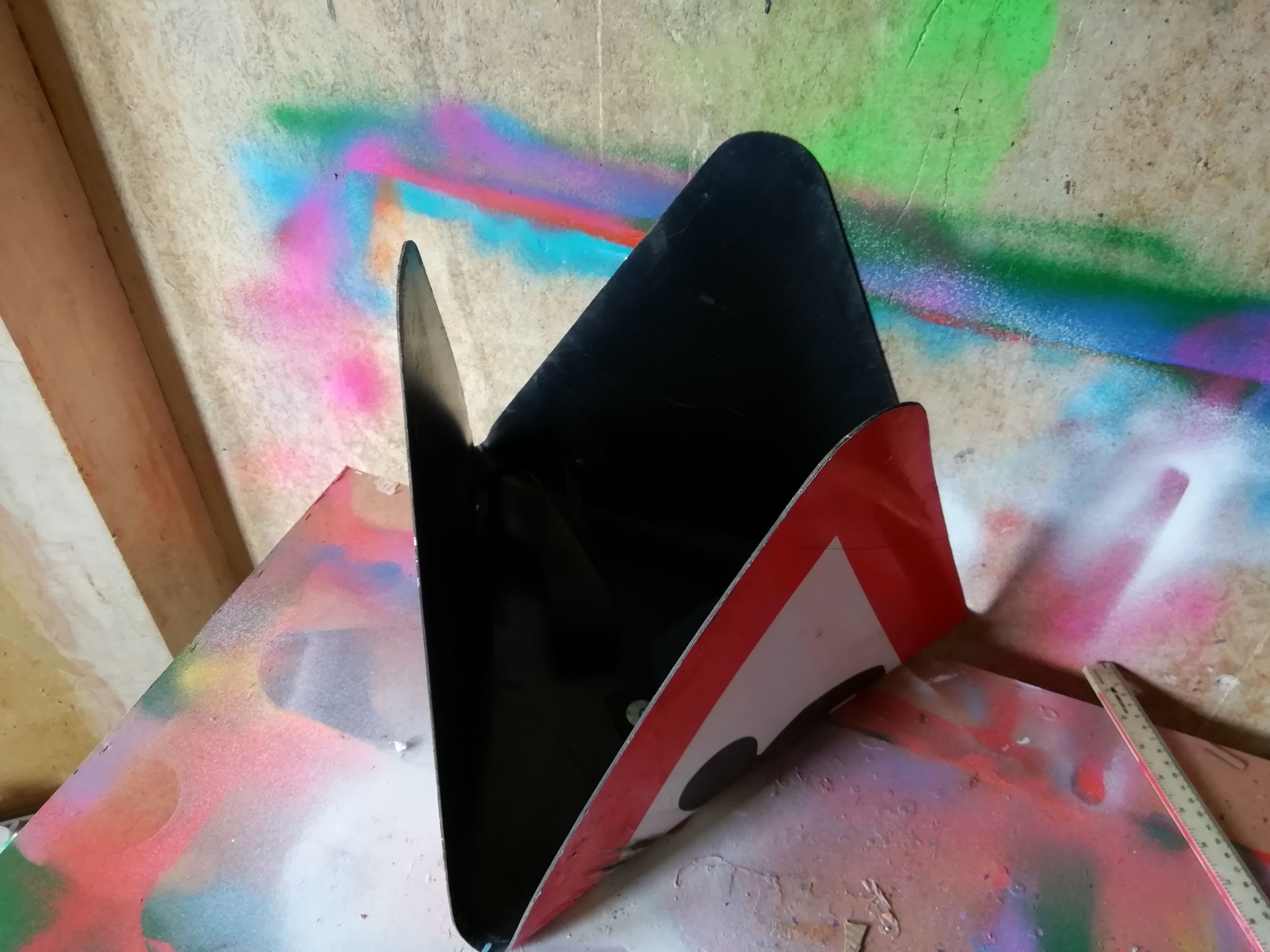 Road Sign Table : 4 Steps (with Pictures) - Instructables