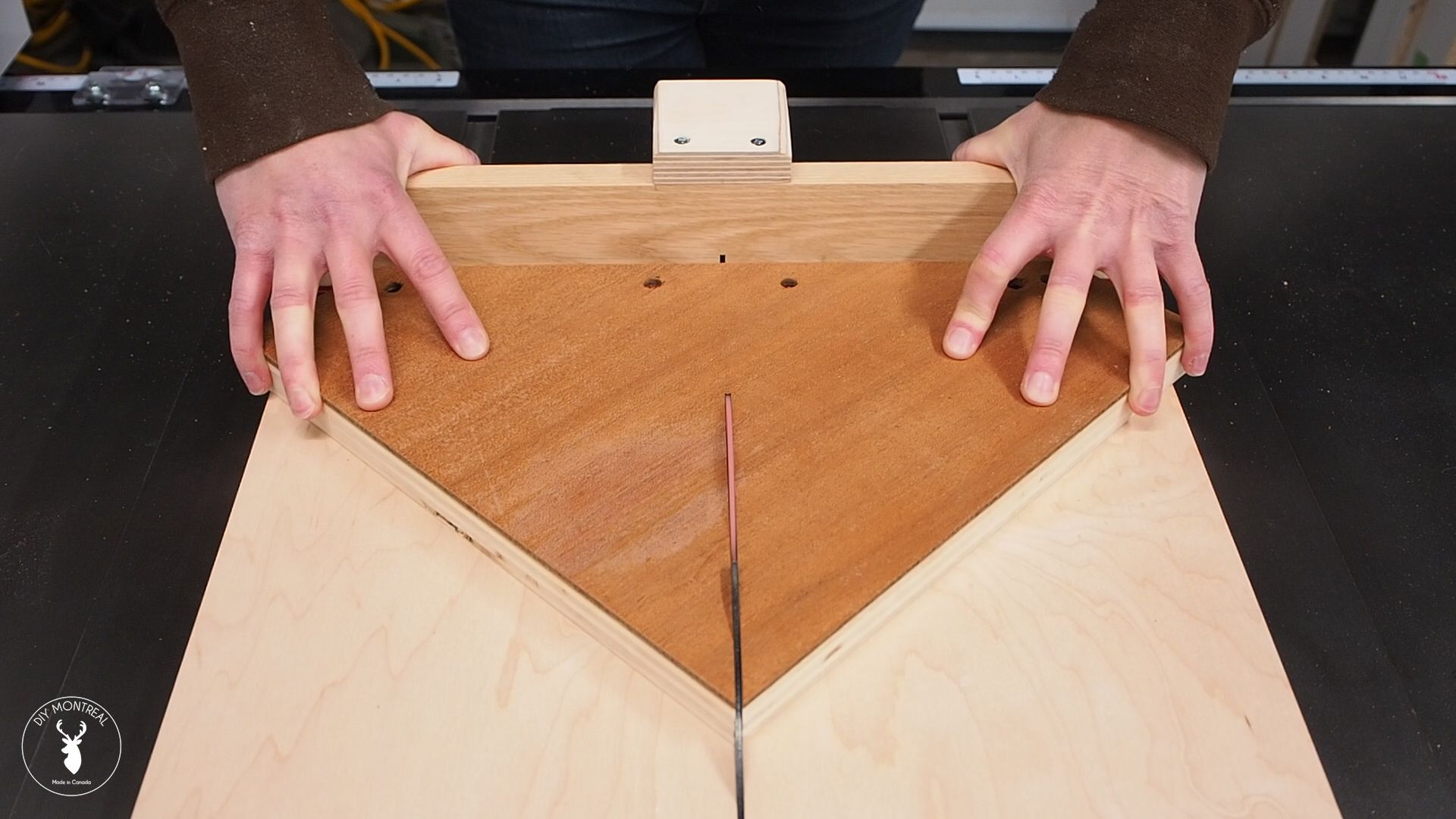 Small Parts Crosscut Sled + Miter Attachment : 10 Steps (with Pictures ...