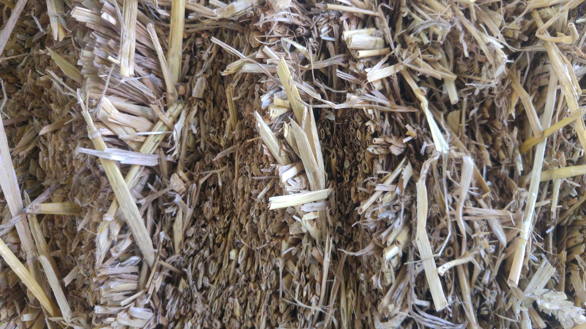 Sledge Straw Bale Plant Box : 6 Steps (with Pictures) - Instructables