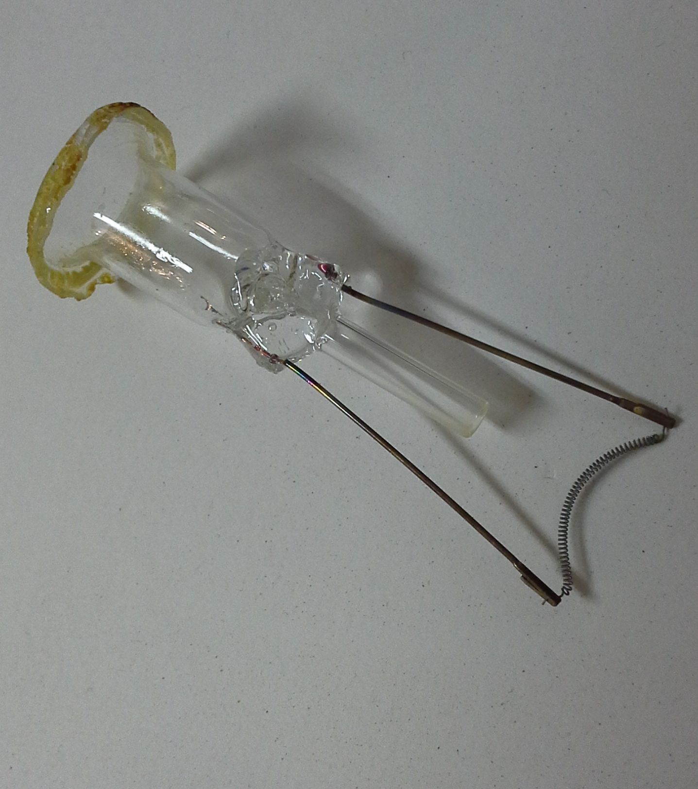 THE ULTIMATE LIGHT BULB WALL HOOK : 11 Steps (with Pictures ...