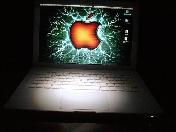 Super Easy Laptop Light : 3 Steps - Instructables