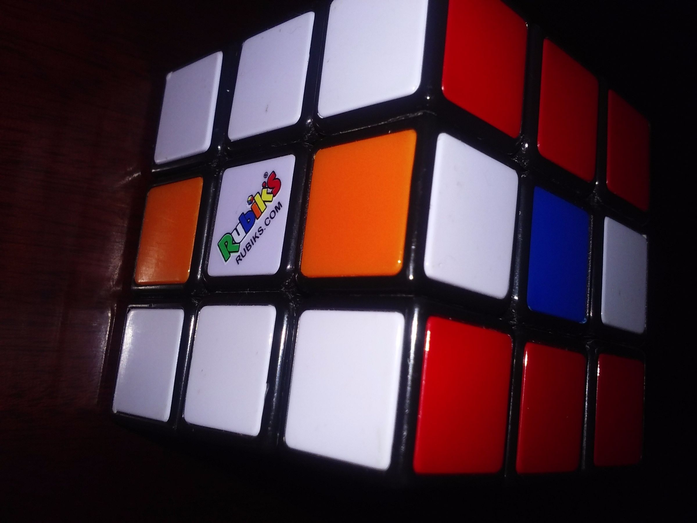 Rubiks Cube Tricks: Reverse Centers : 11 Steps - Instructables