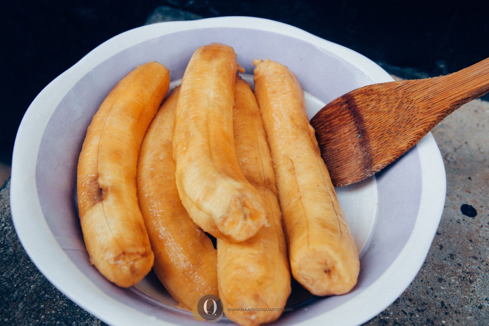 How to Make Kaaklo (Deep Fried Plantain Balls) : 6 Steps - Instructables