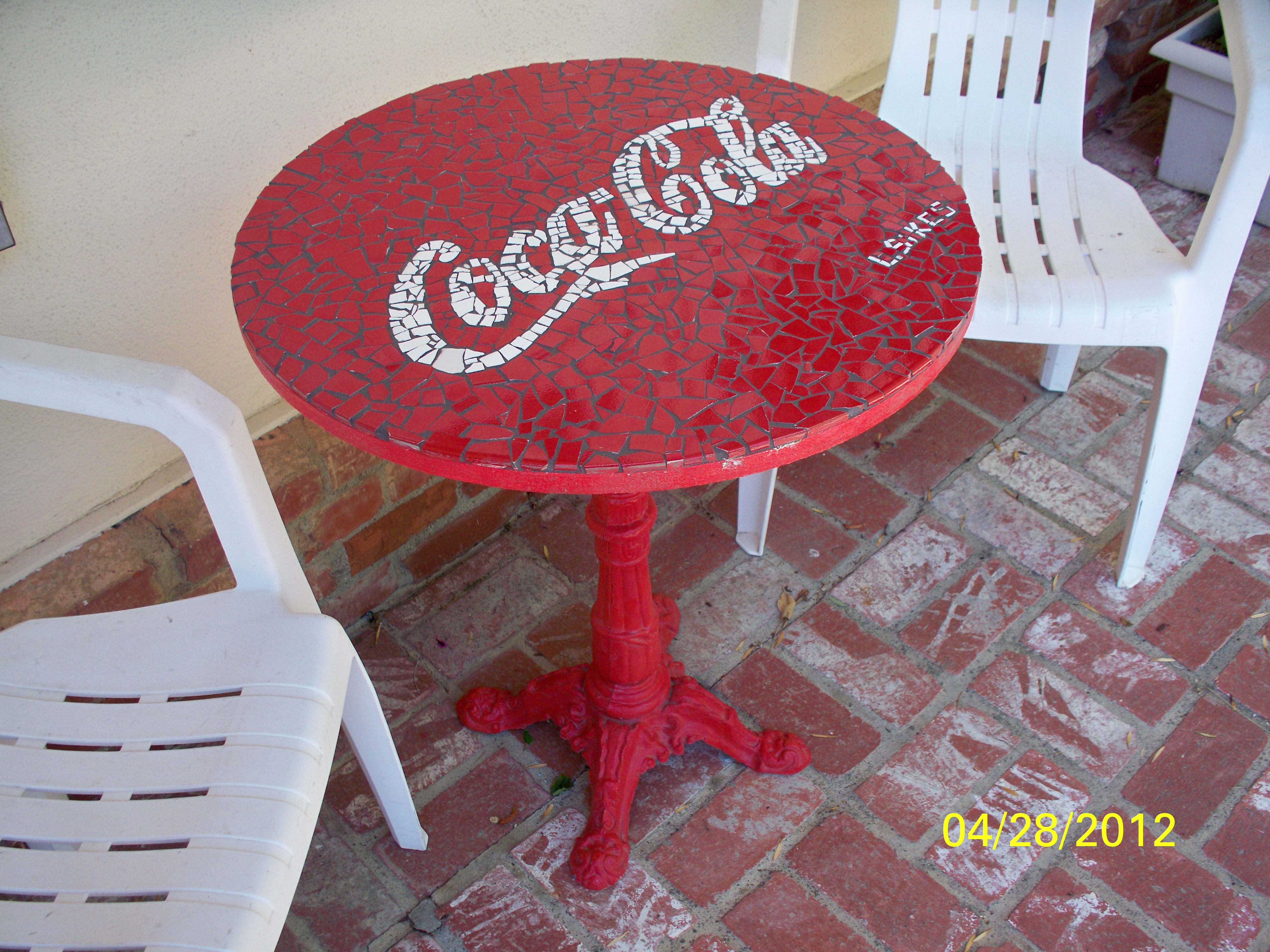 Make a Coca Cola Mosaic Table : 17 Steps (with Pictures) - Instructables