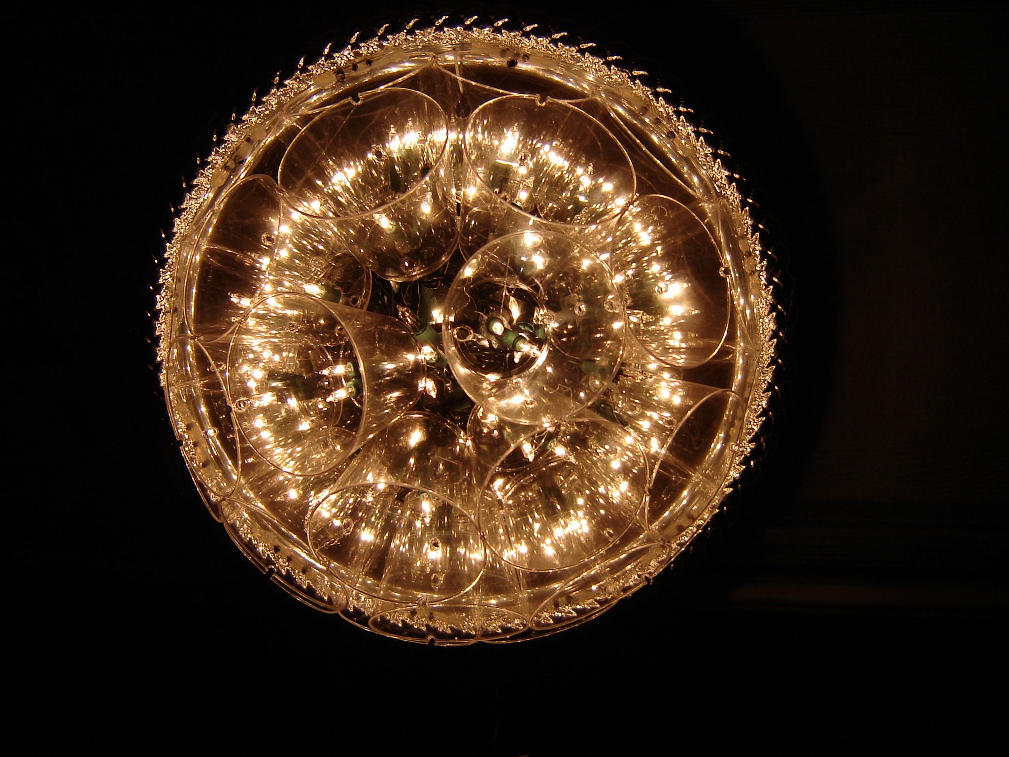 Wall Mounted Sparkleball (half the Work- Twice the Fun) : 6 Steps ...