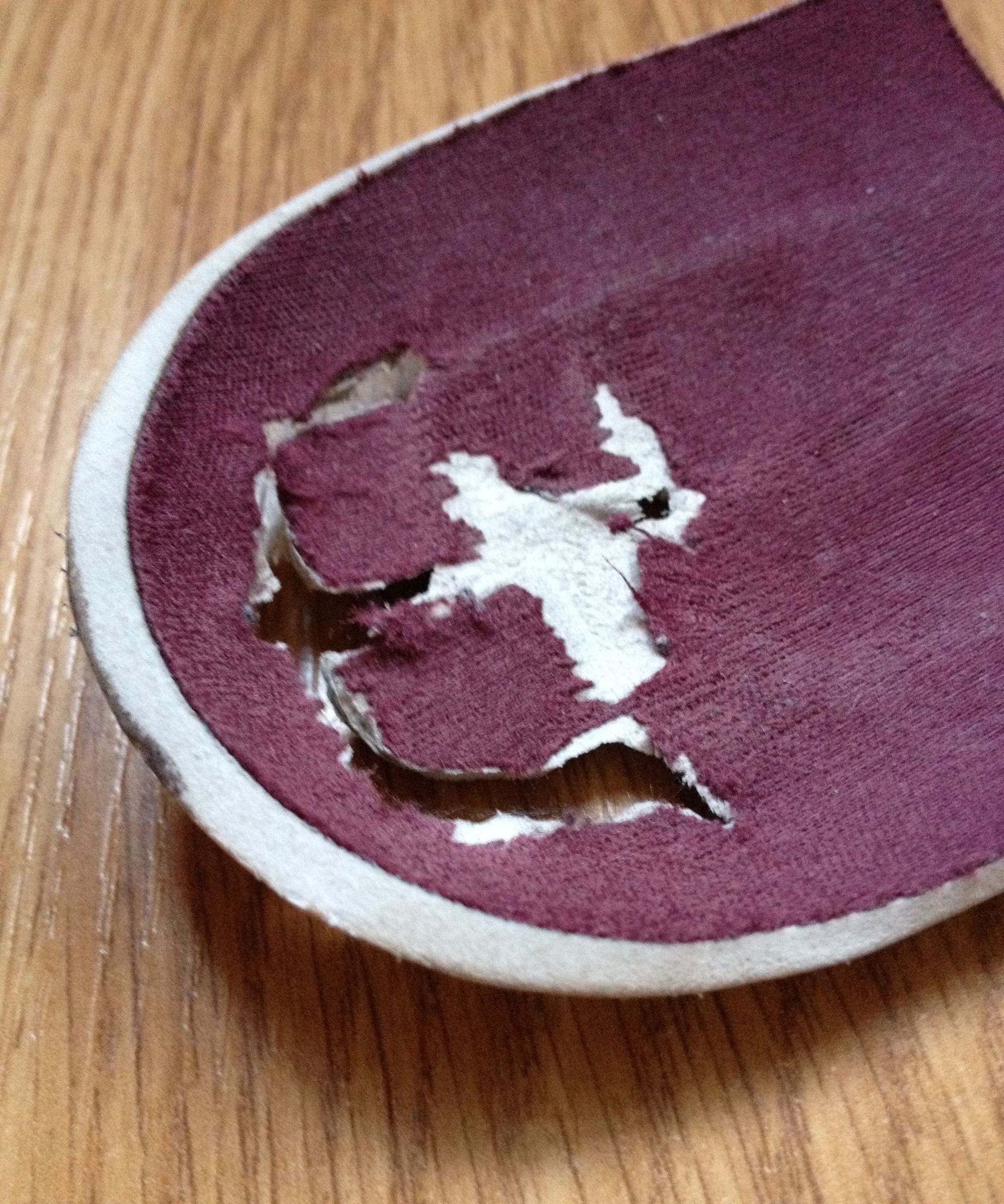How to Cheaply Replace Worn Insole and Make It Last : 3 Steps ...