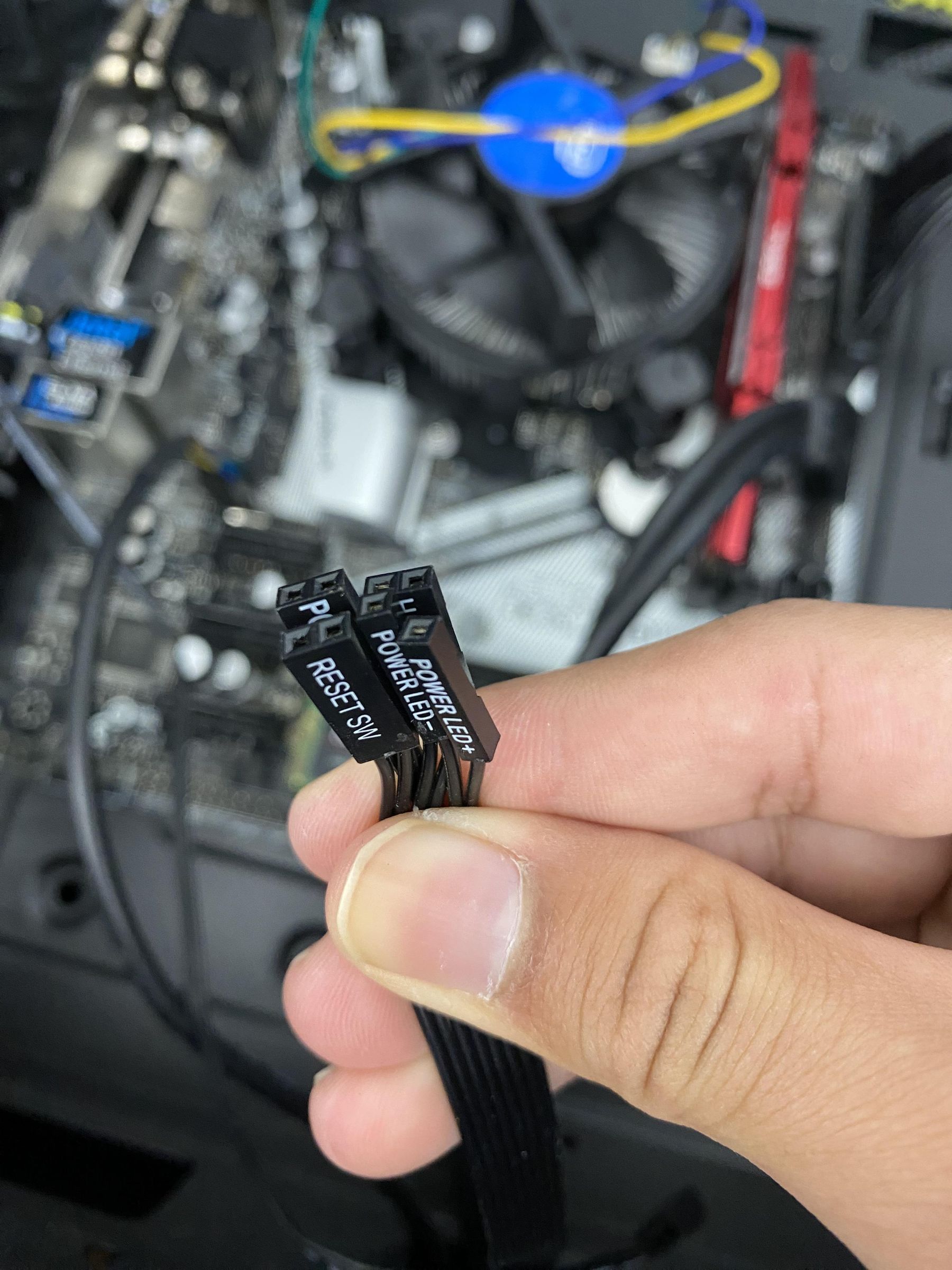 How to Build a PC (Personal Computer) : 8 Steps - Instructables