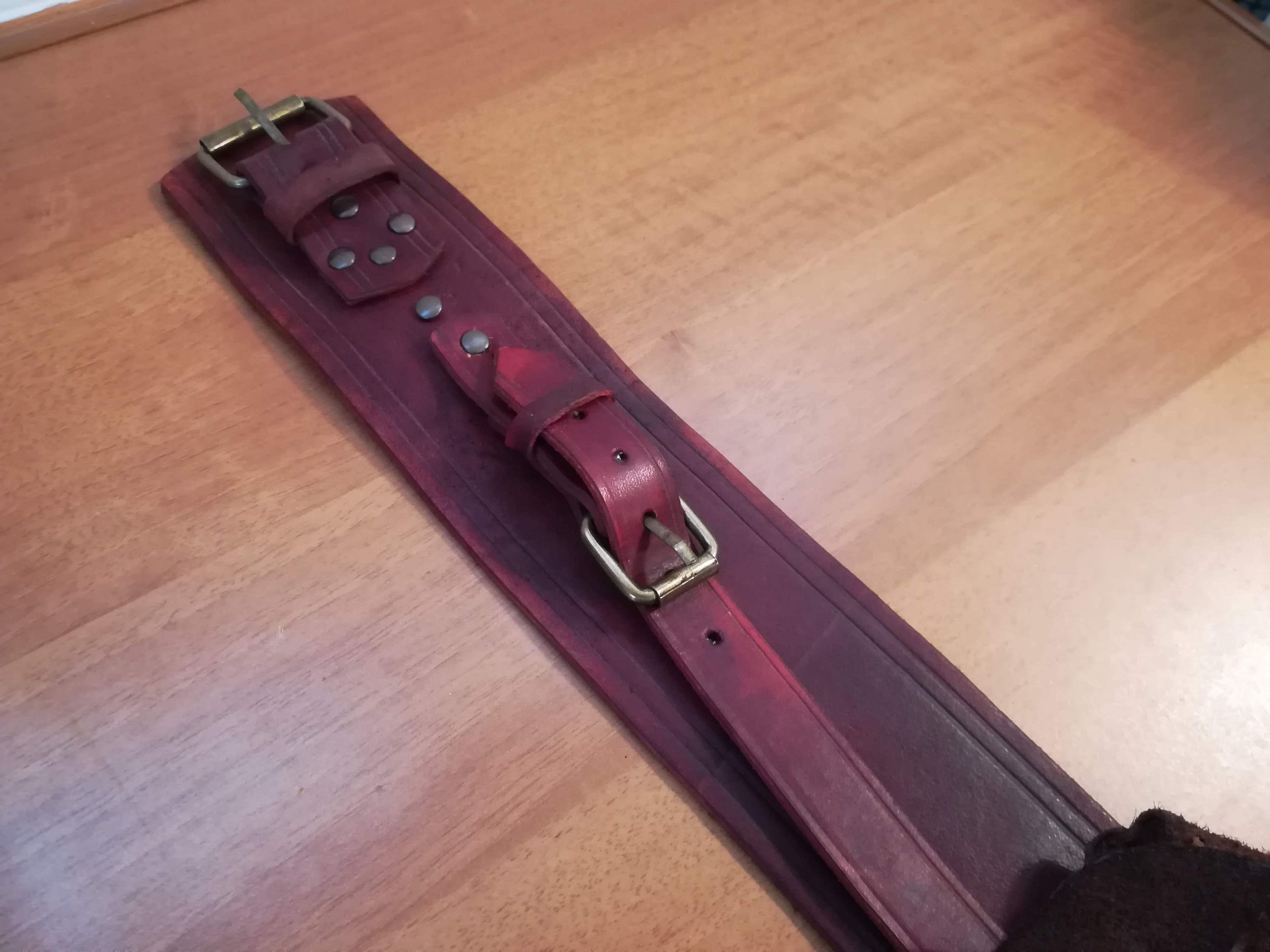 Witcher-inspired Working Back Scabbard : 10 Steps (with Pictures ...