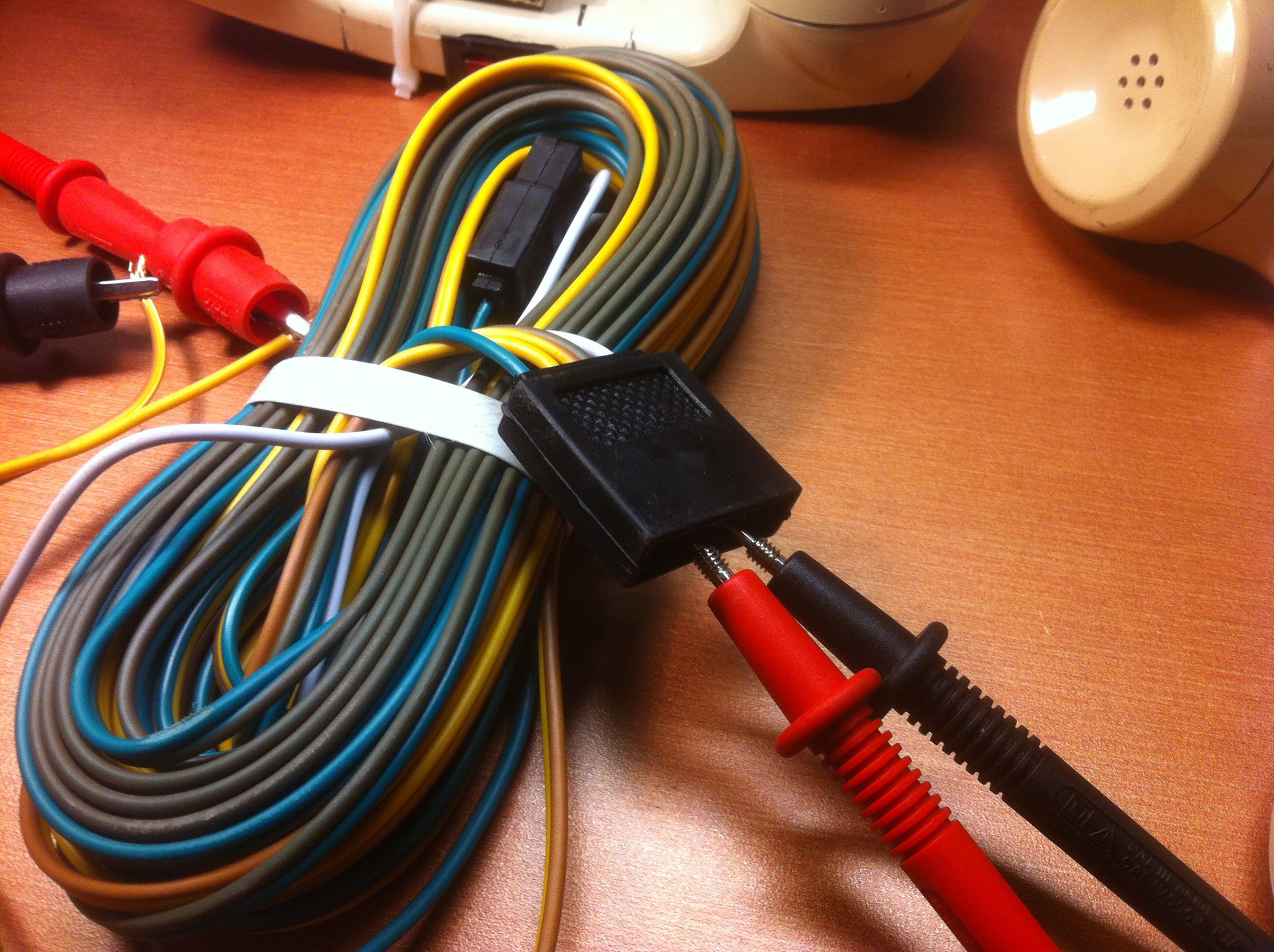 How to Make Wire Identification/Loop Check Phones : 9 Steps - Instructables