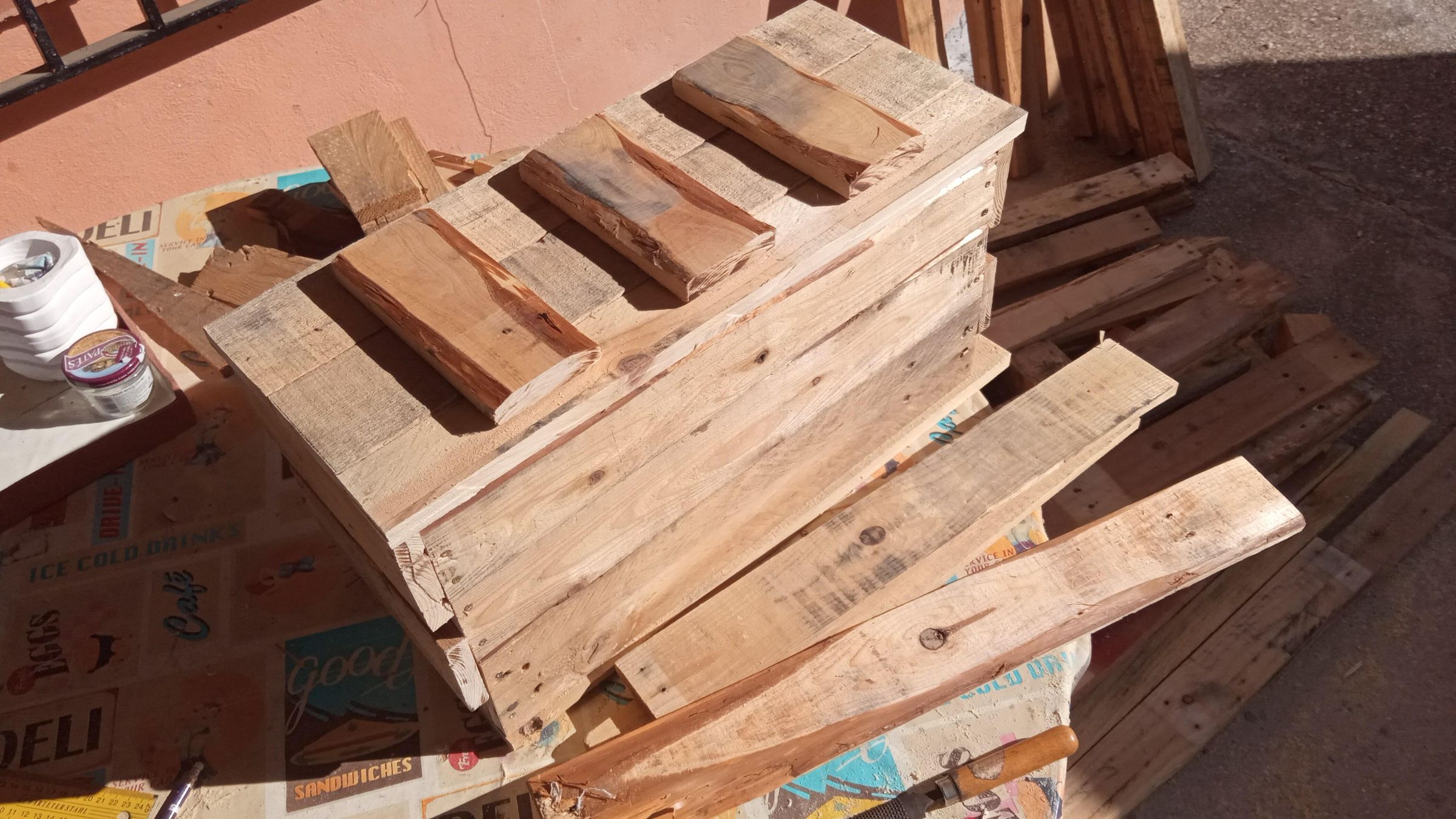 Nuc Beehive Box From Pallet Timber : 4 Steps (with Pictures ...