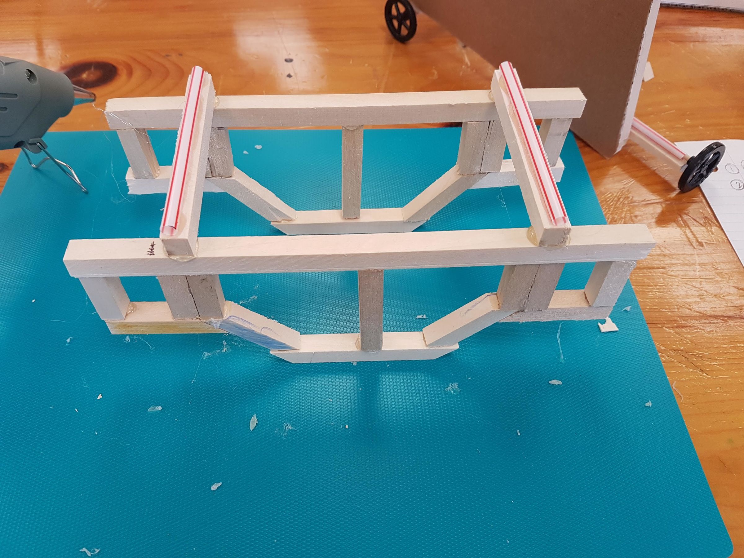 Easy Jinx Wood Car : 7 Steps - Instructables