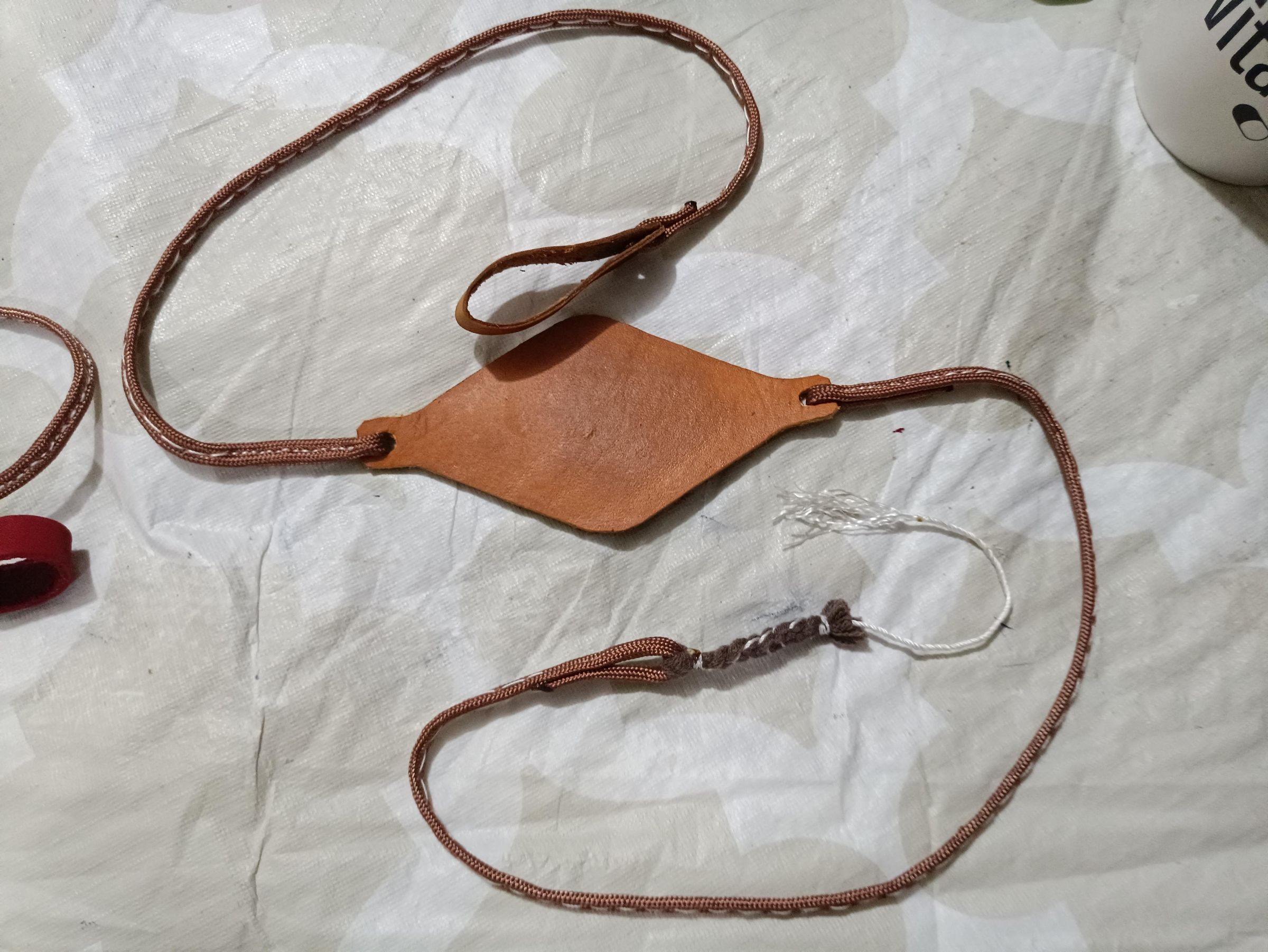 Traditional Sling : 6 Steps - Instructables