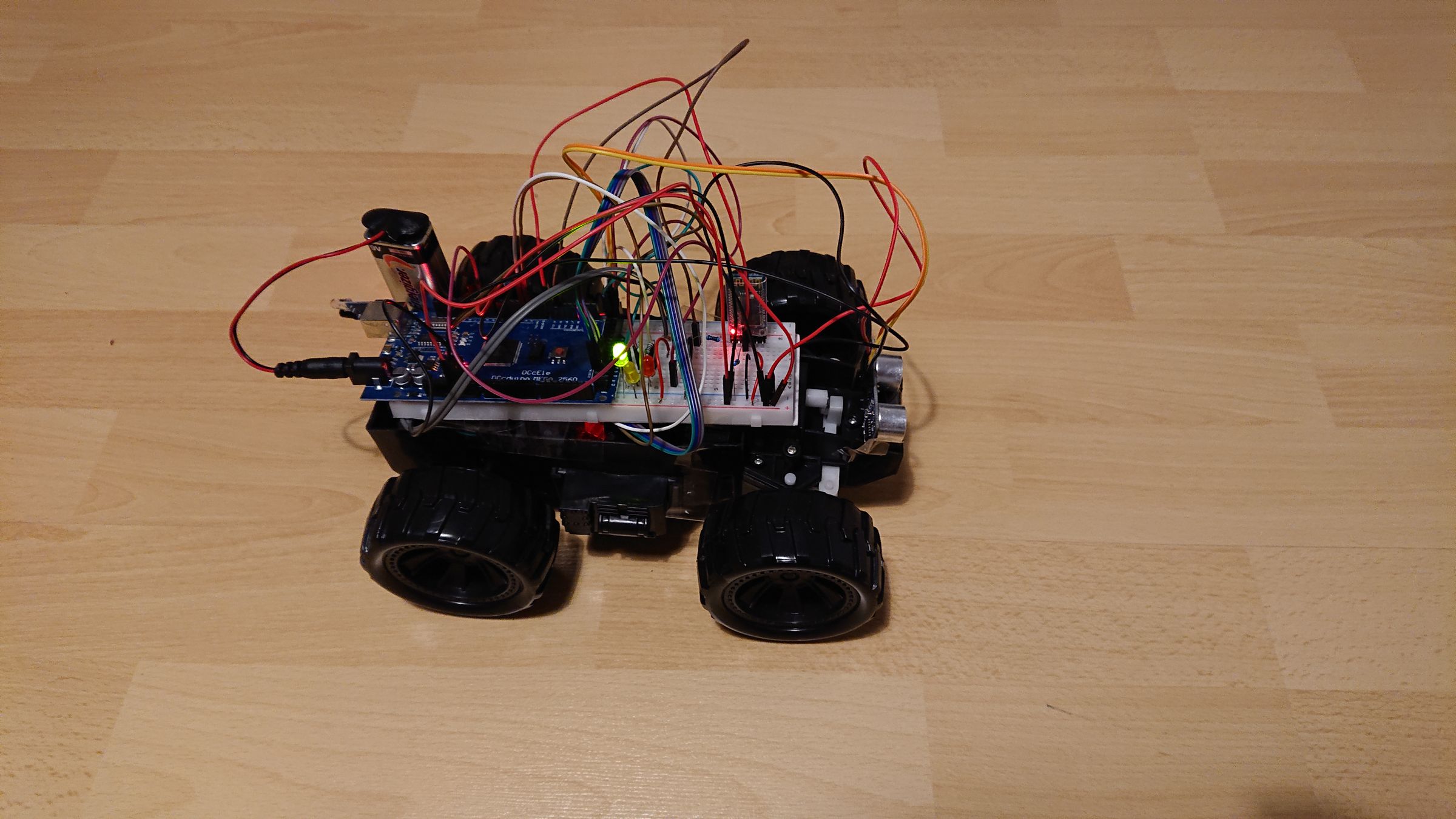 UCL - Embedded - Warningsystem - RC Car : 7 Steps - Instructables