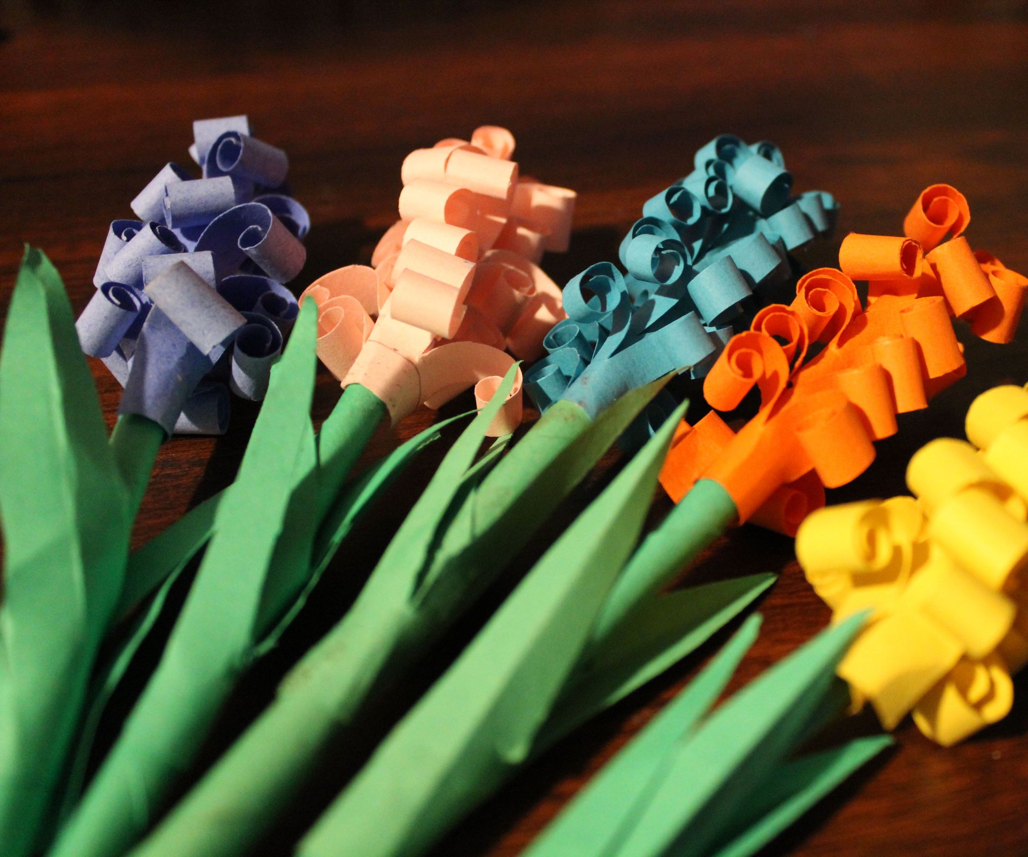Paper Flowers : 8 Steps (with Pictures) - Instructables