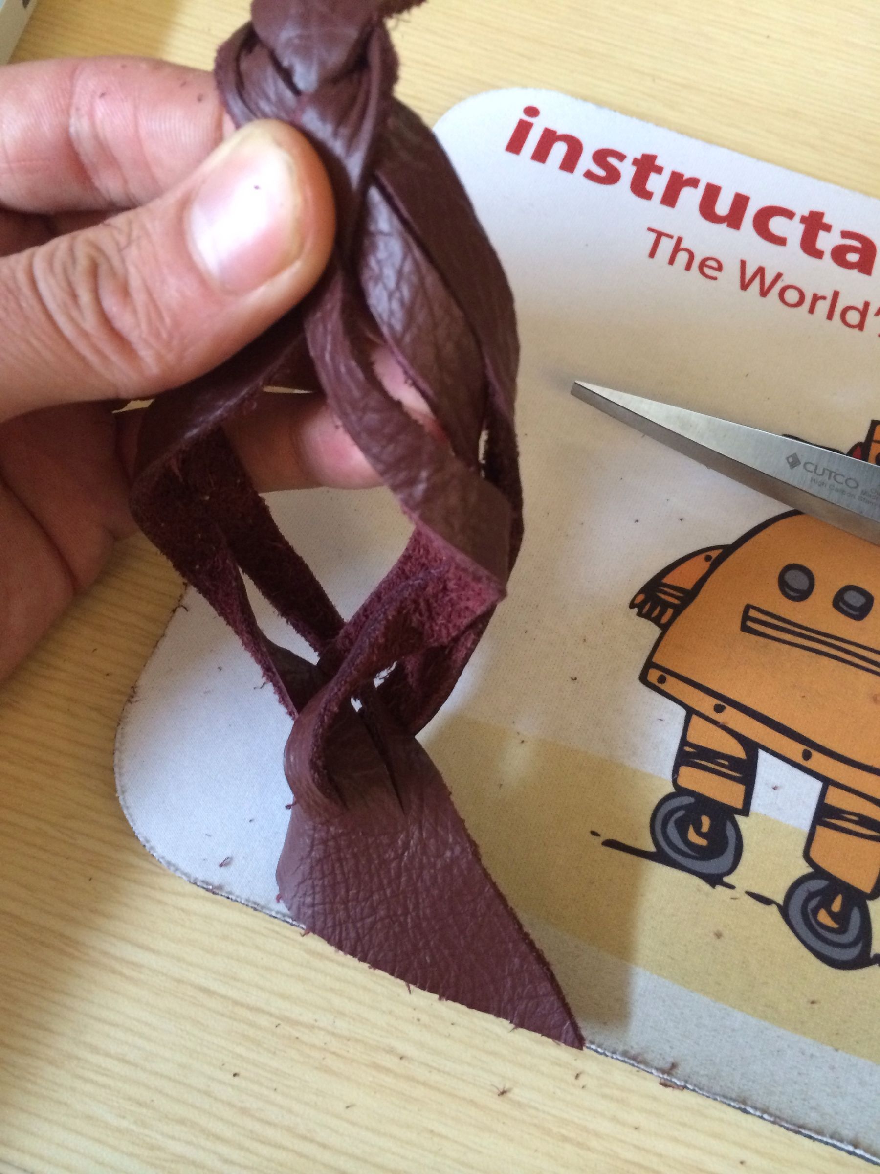 5 Stranded Mystery Braid : 7 Steps - Instructables