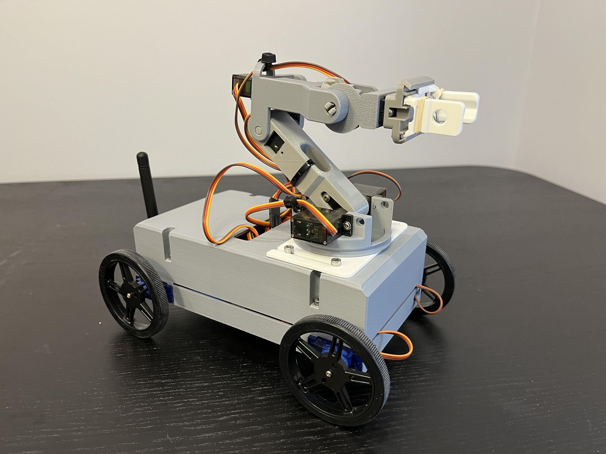 3D Printed Arduino Servo Platform With Robotic Arm : 4 Steps ...