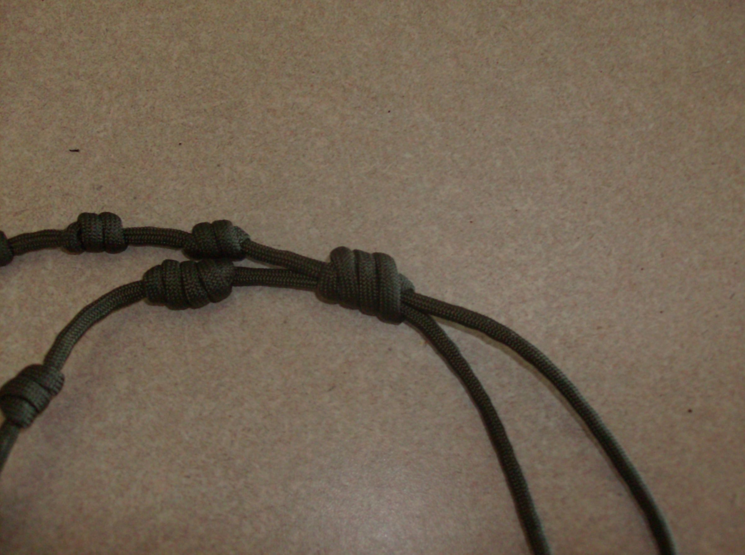 How to Make a Rosary Out of Paracord : 11 Steps - Instructables