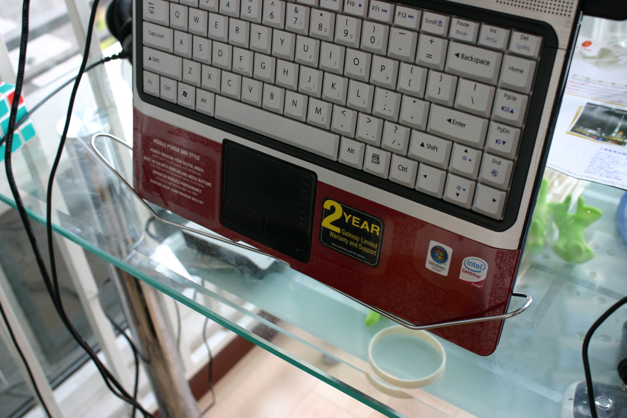 Ergonomic Laptop Stand Made From a Coat Hanger : 7 Steps (with Pictures ...