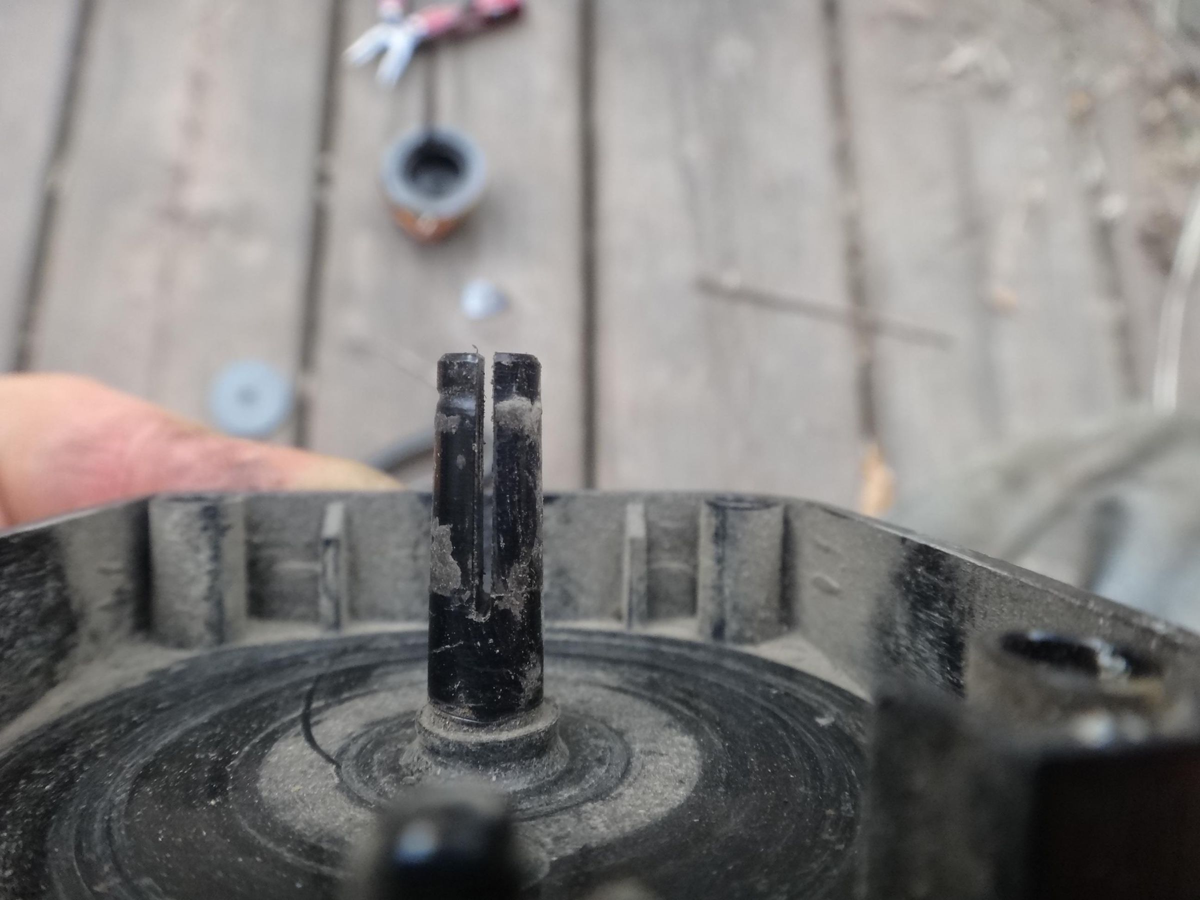 How to Fix a Measuring Tape That Won't Retract (Broken Spring) : 5 ...