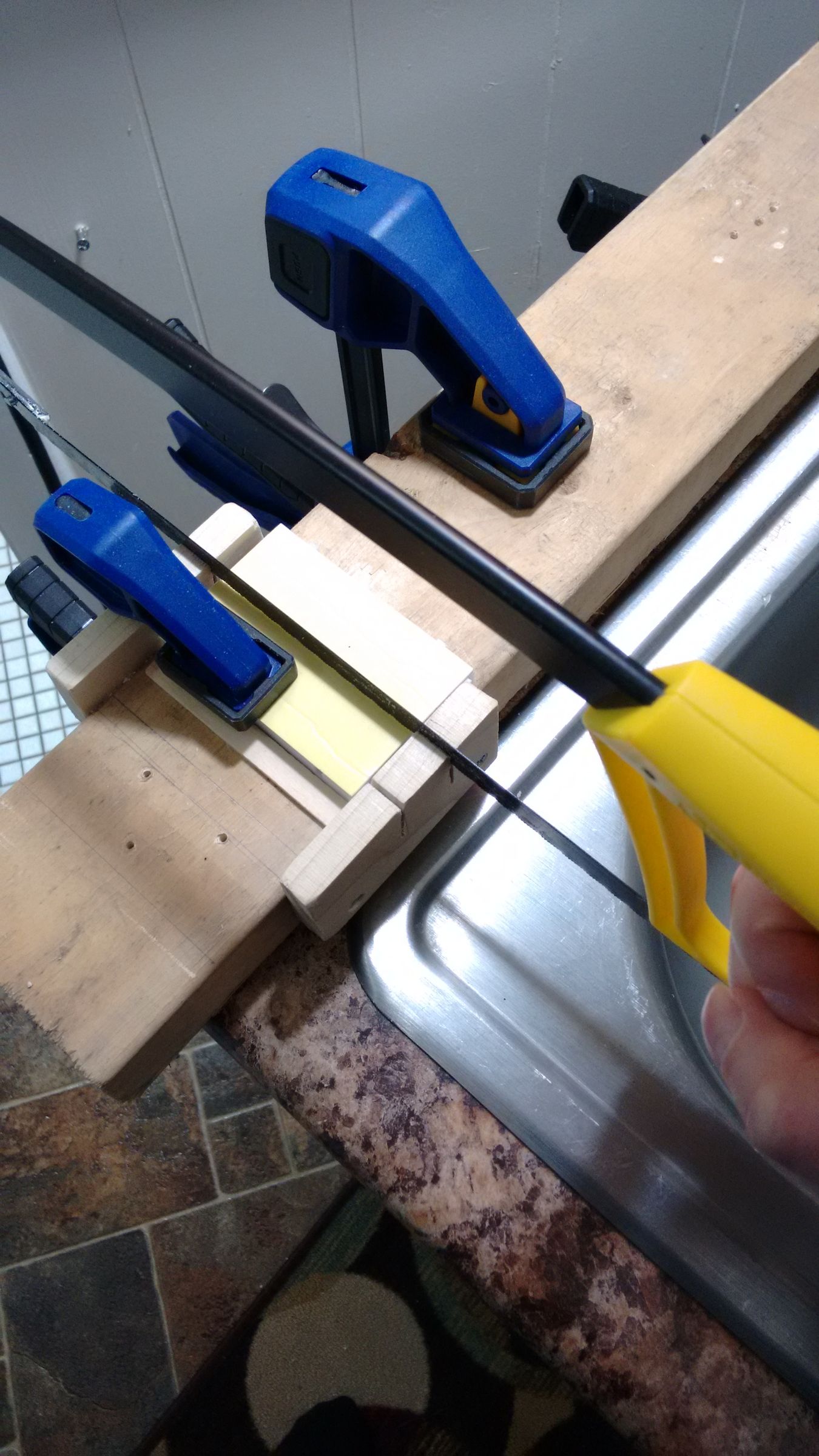 Divided Solderless Breadboard : 4 Steps - Instructables