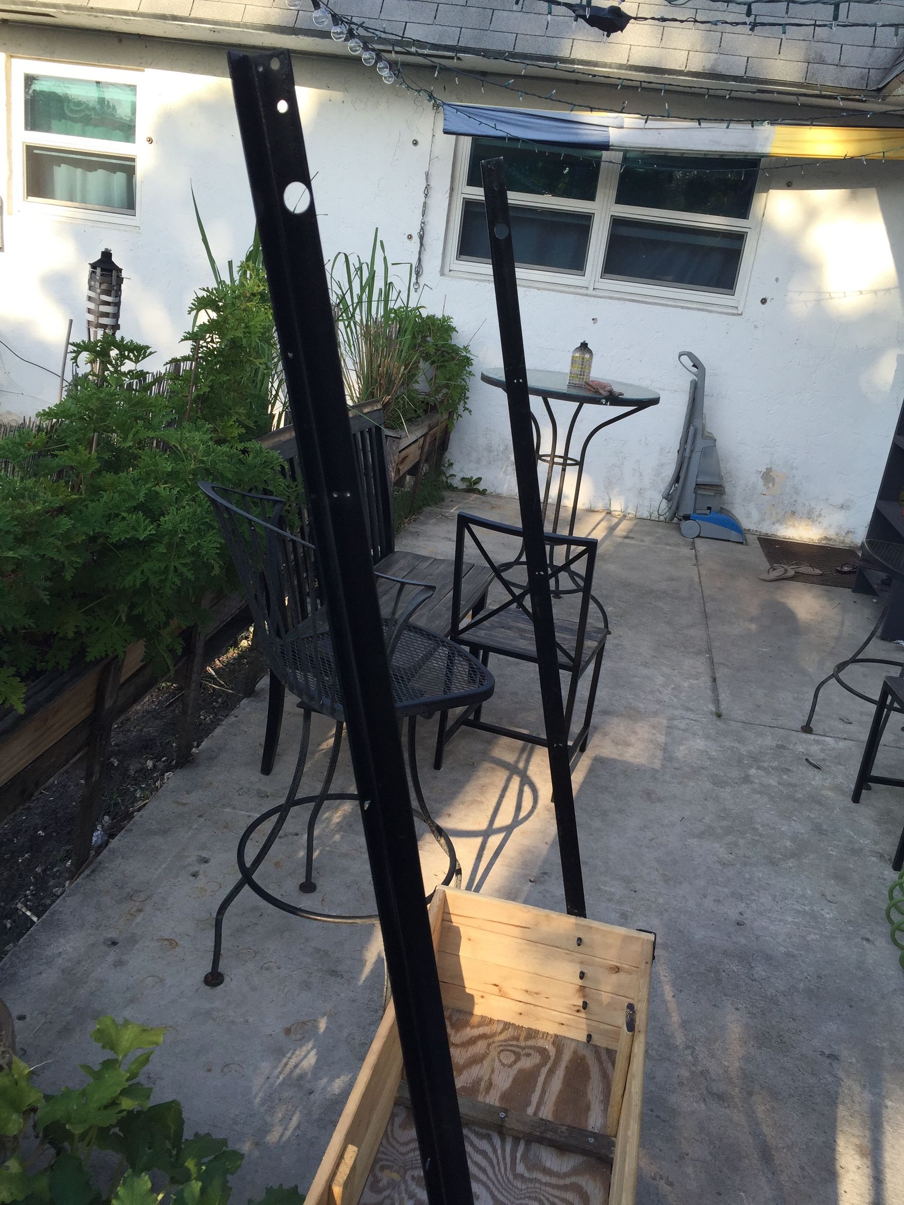 My $10 Reclaimed Climbing Vine Planter Box! : 3 Steps (with Pictures ...