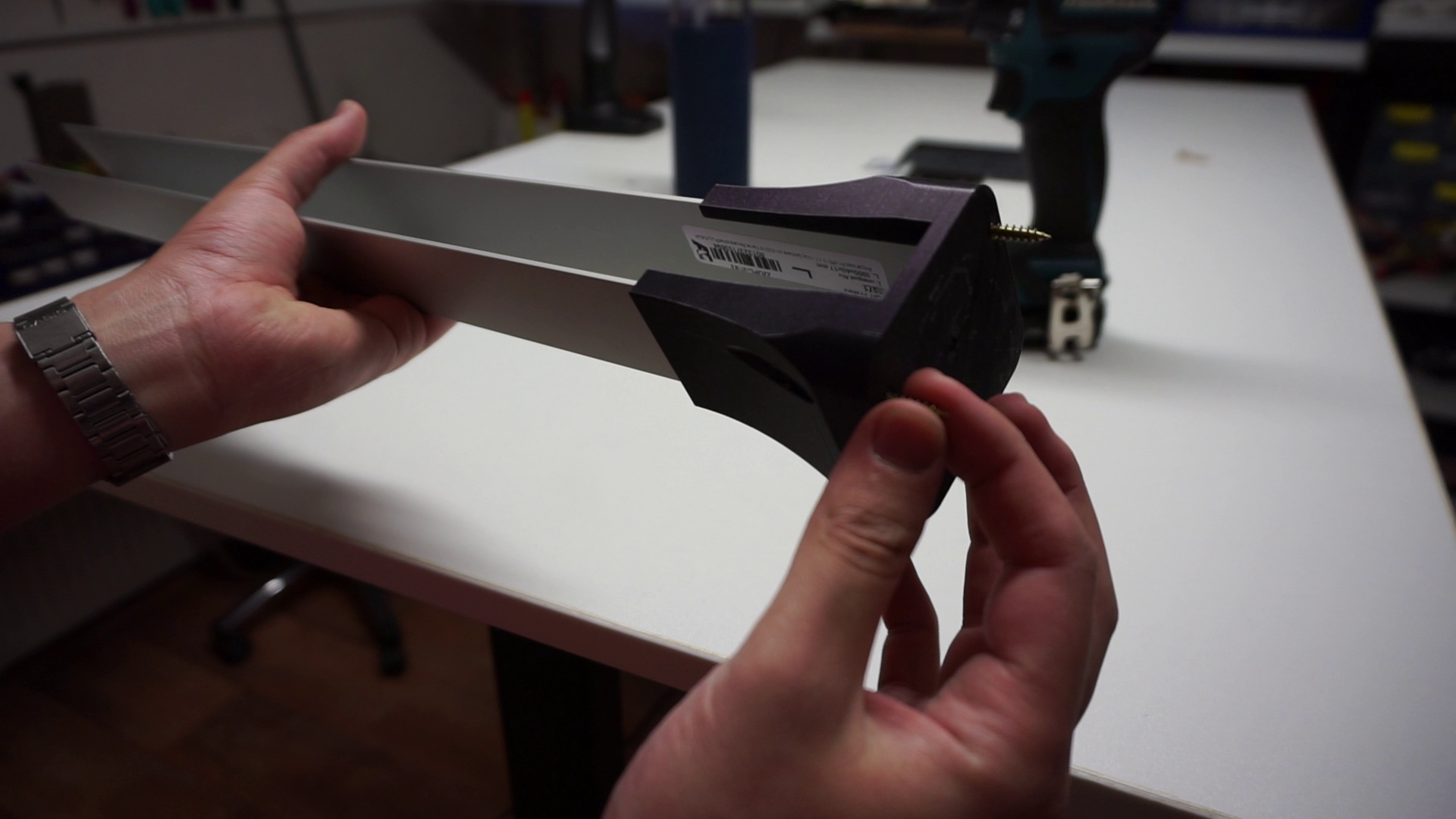 Super Clean Standing Desk : 5 Steps (with Pictures) - Instructables