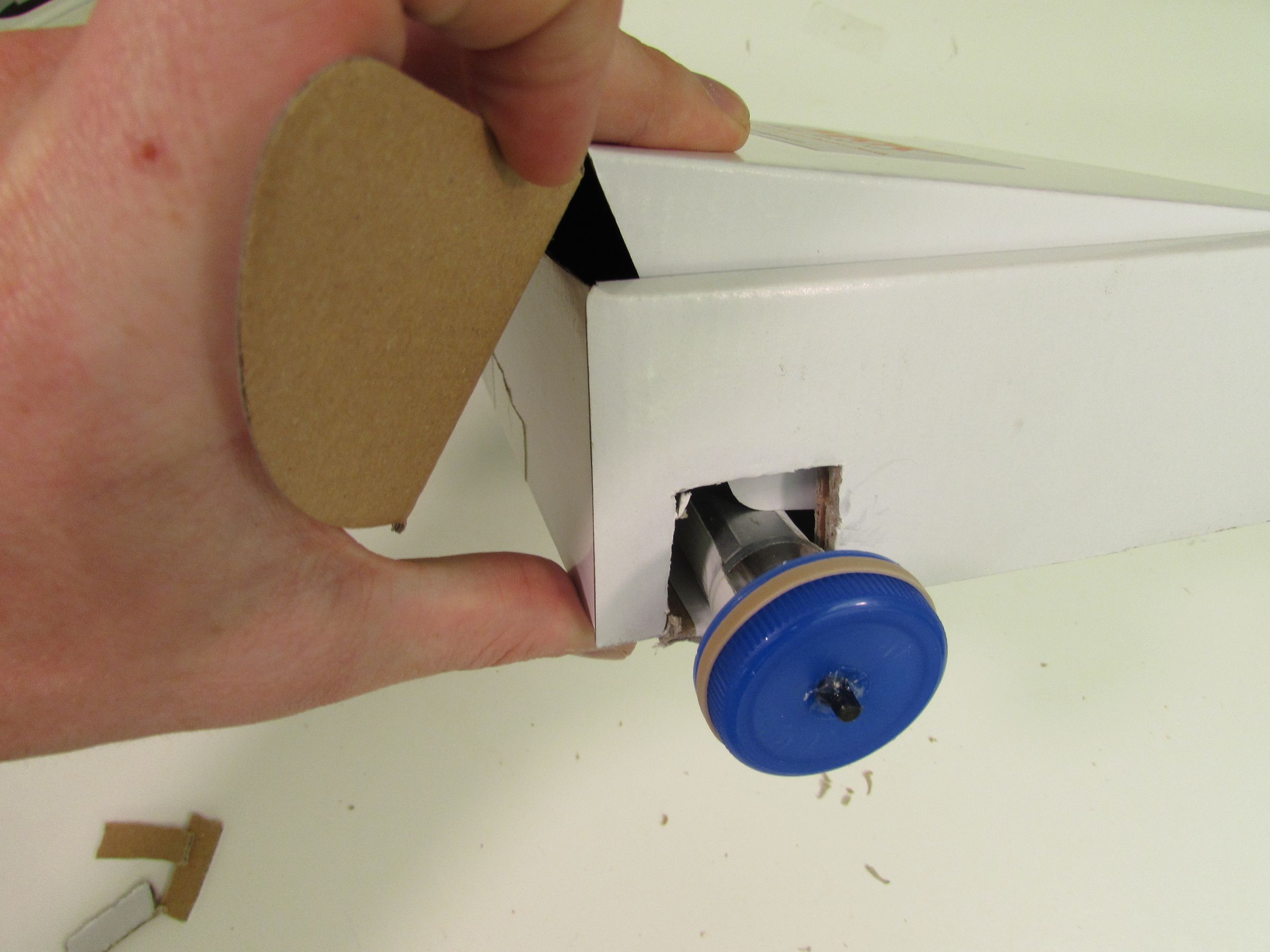 Cardboard Chassis for Cheap Robots 1: Boxbot : 10 Steps (with Pictures ...