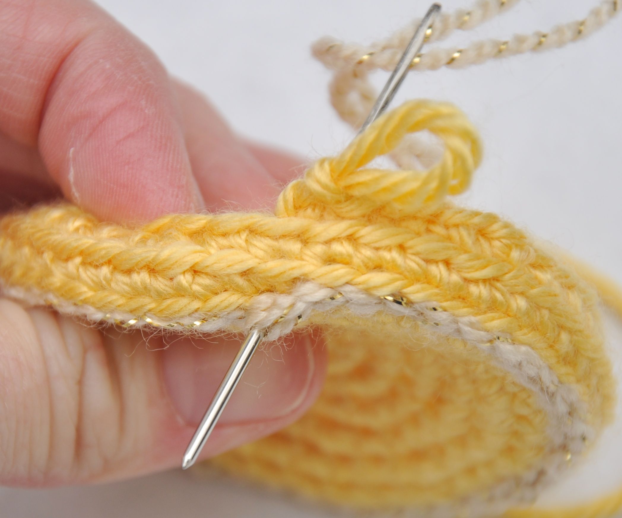 Crochet Medals : 8 Steps (with Pictures) - Instructables