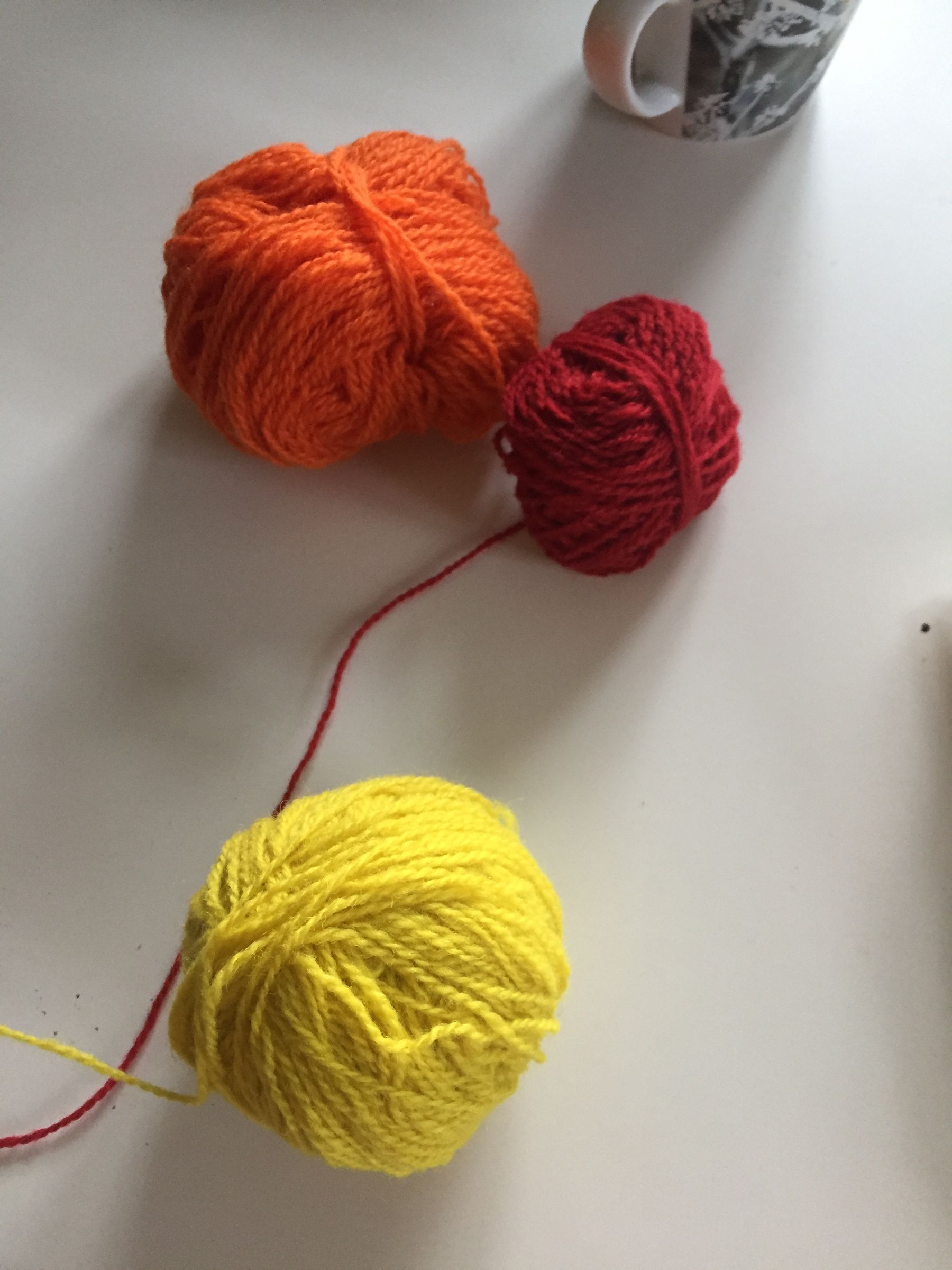 Grandma's Fluffy Pom-Pom Techniques : 14 Steps - Instructables