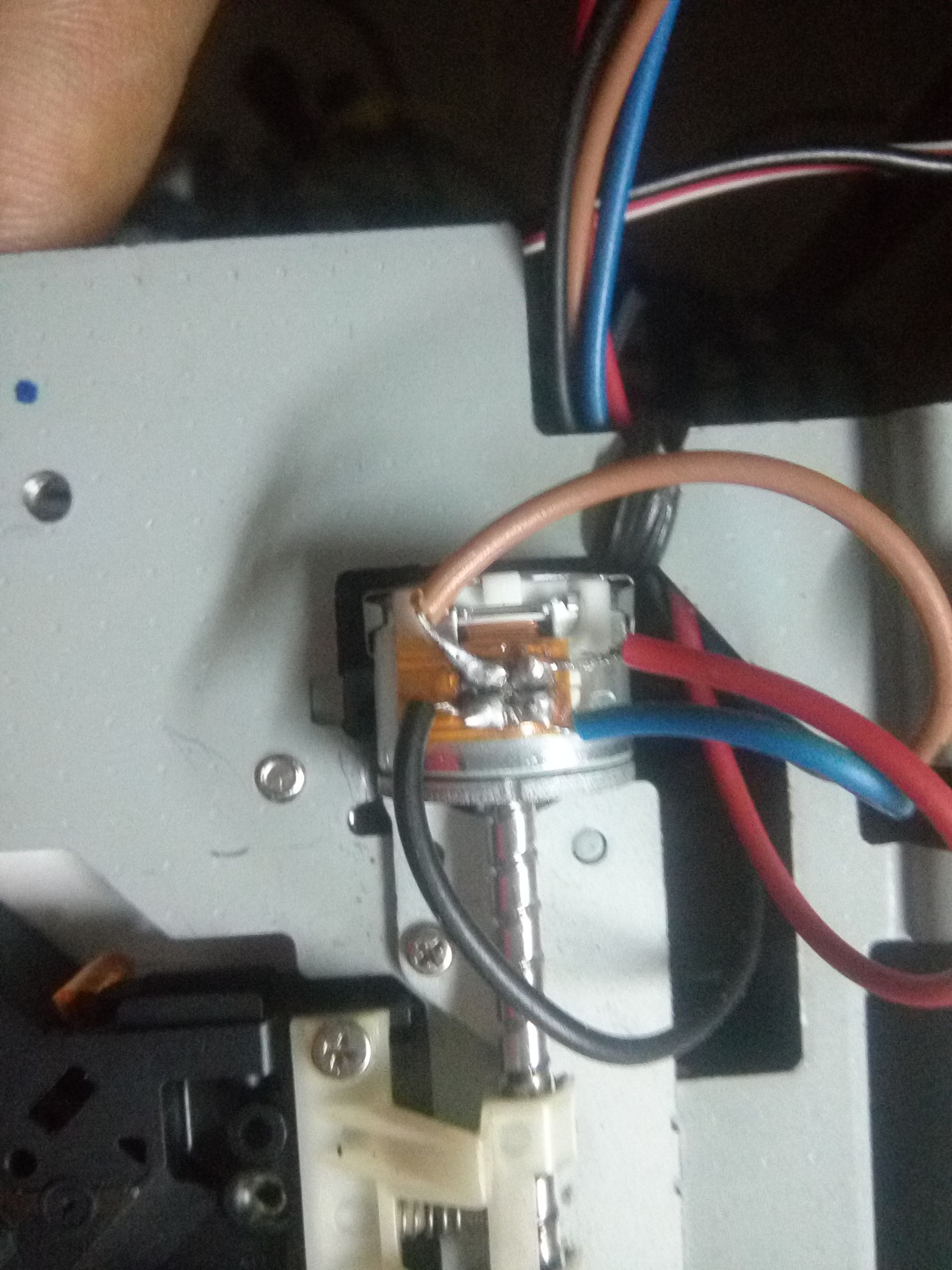 How to Make Mini CNC 2D Plotter Using Scrap DVD Drive, L293d Motor ...