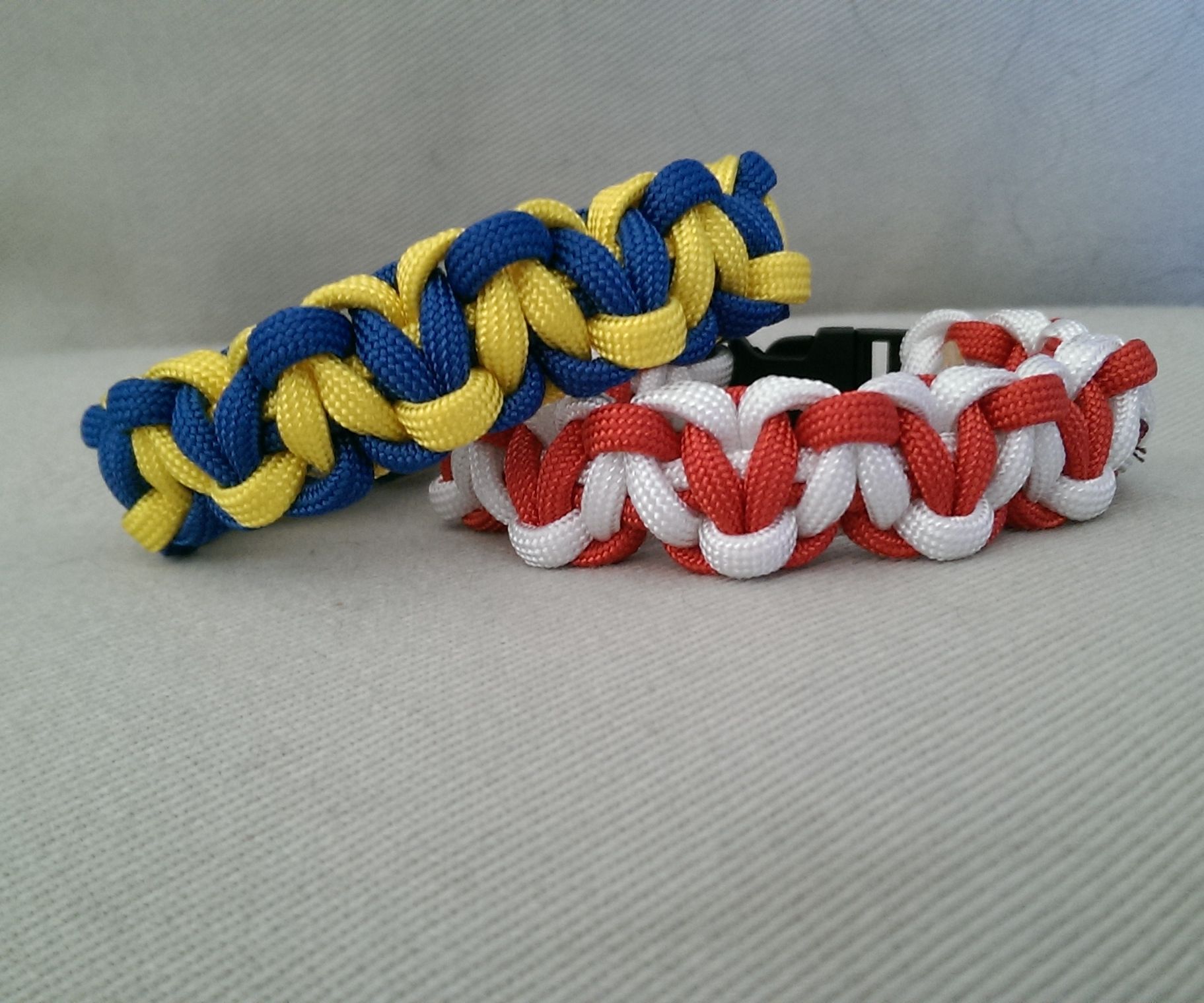 Hearts Paracord Bracelet : 6 Steps (with Pictures) - Instructables