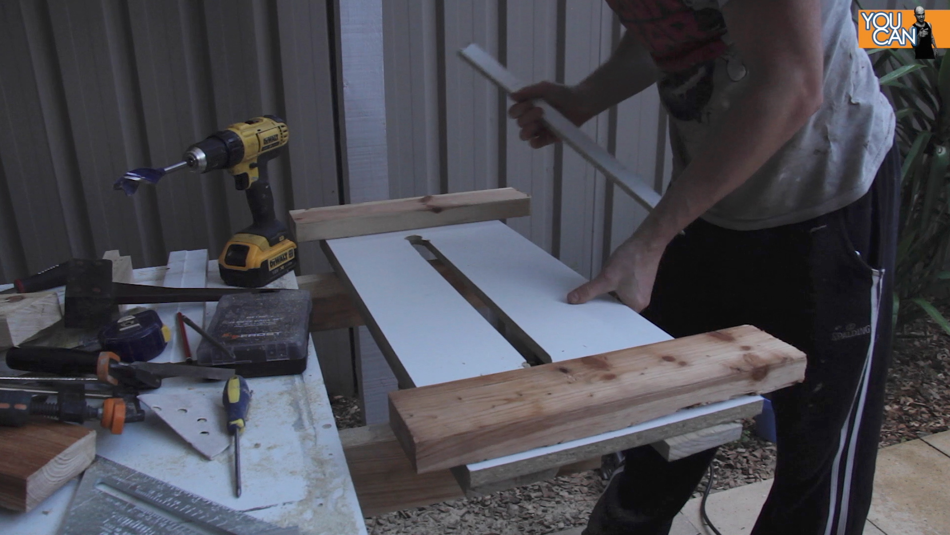 How to Flatten Wood With a Router : 5 Steps (with Pictures) - Instructables