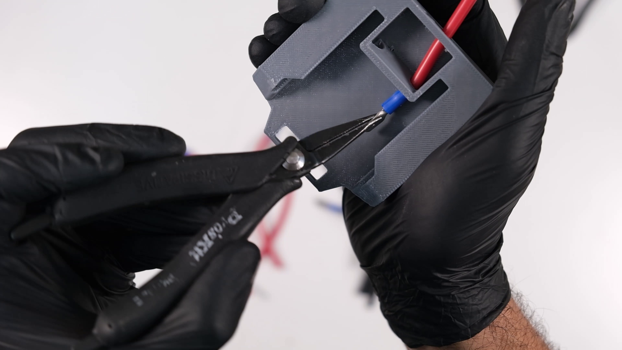 DIY Power Adapter for Parkside 20V Batteries : 4 Steps (with Pictures ...
