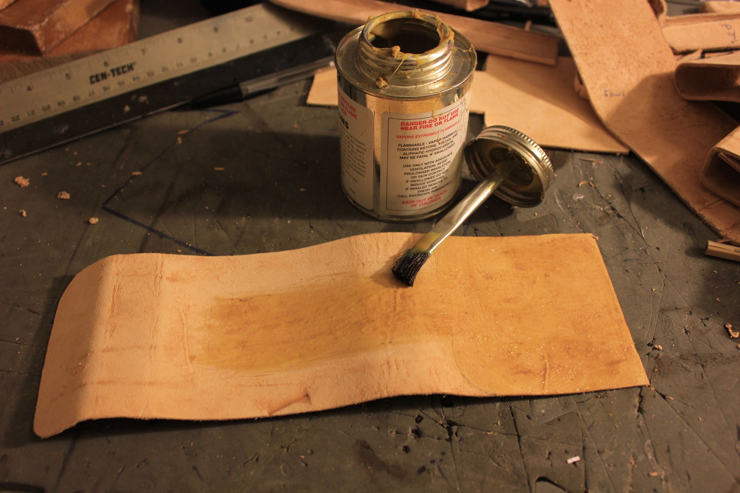 Leather Pouch Tutorial & Intro to Basic Leather Working : 11 Steps ...