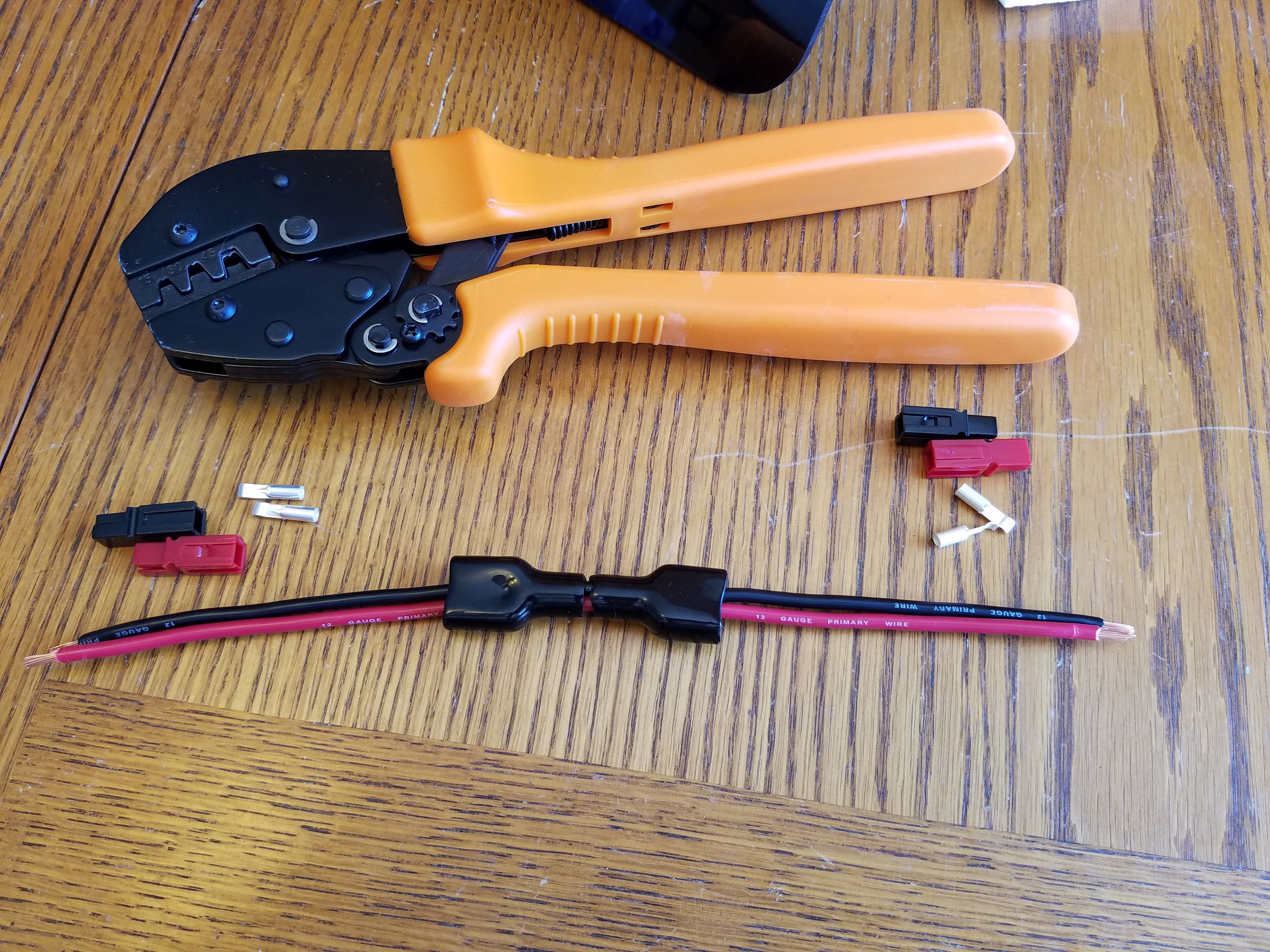 KE0OJE'S Ham Radio Go Box : 9 Steps - Instructables